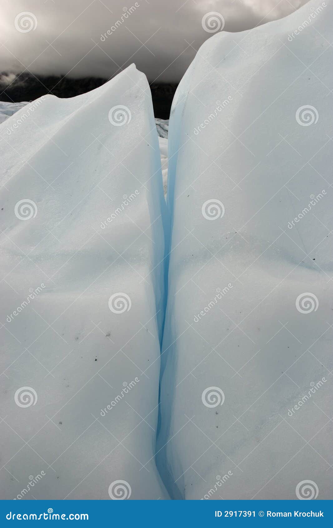 Crack in the ice stock image. Image of texture, glaciology - 2917391