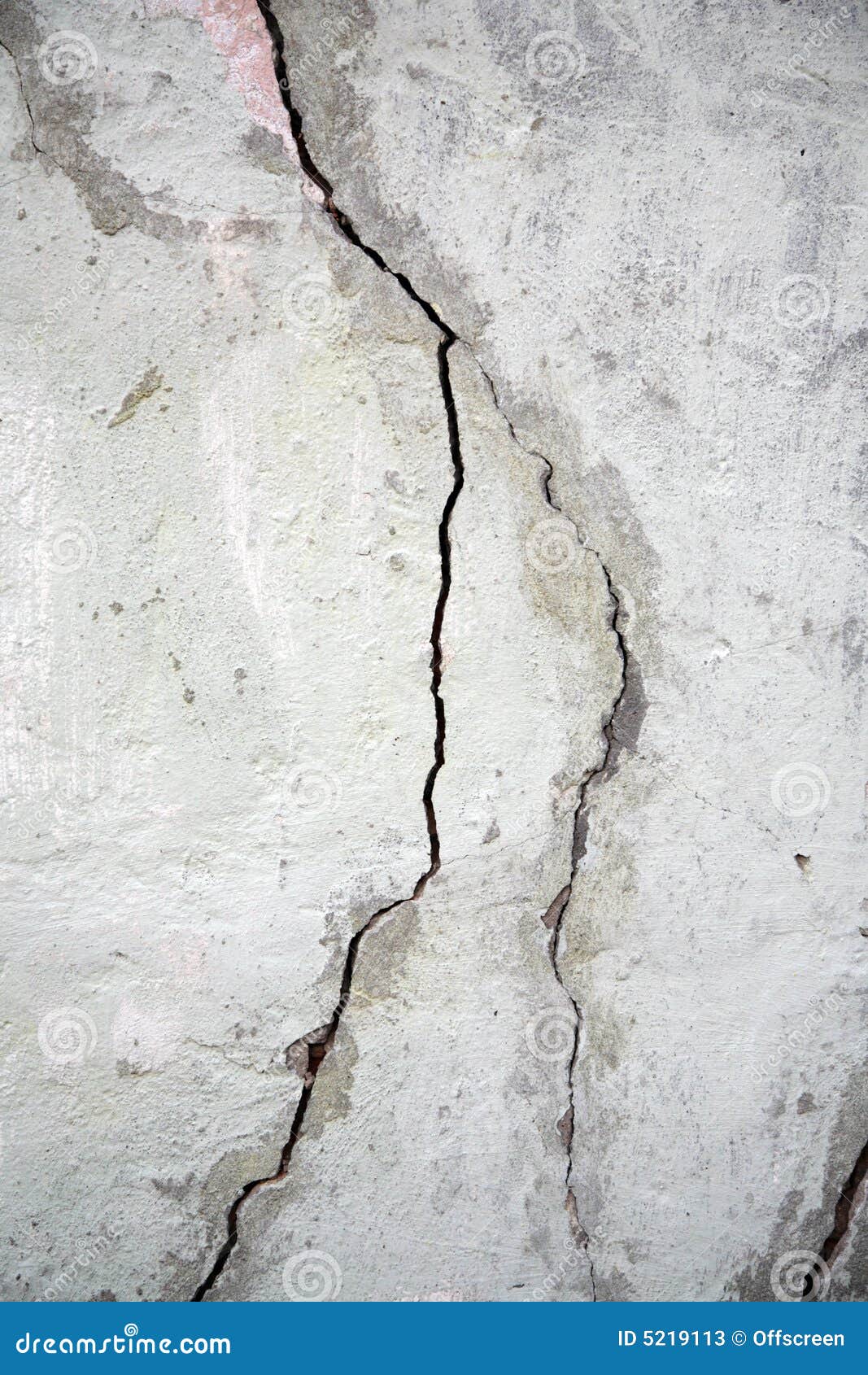 Crack on a wall stock image. Image of surface, wall, background - 5219113
