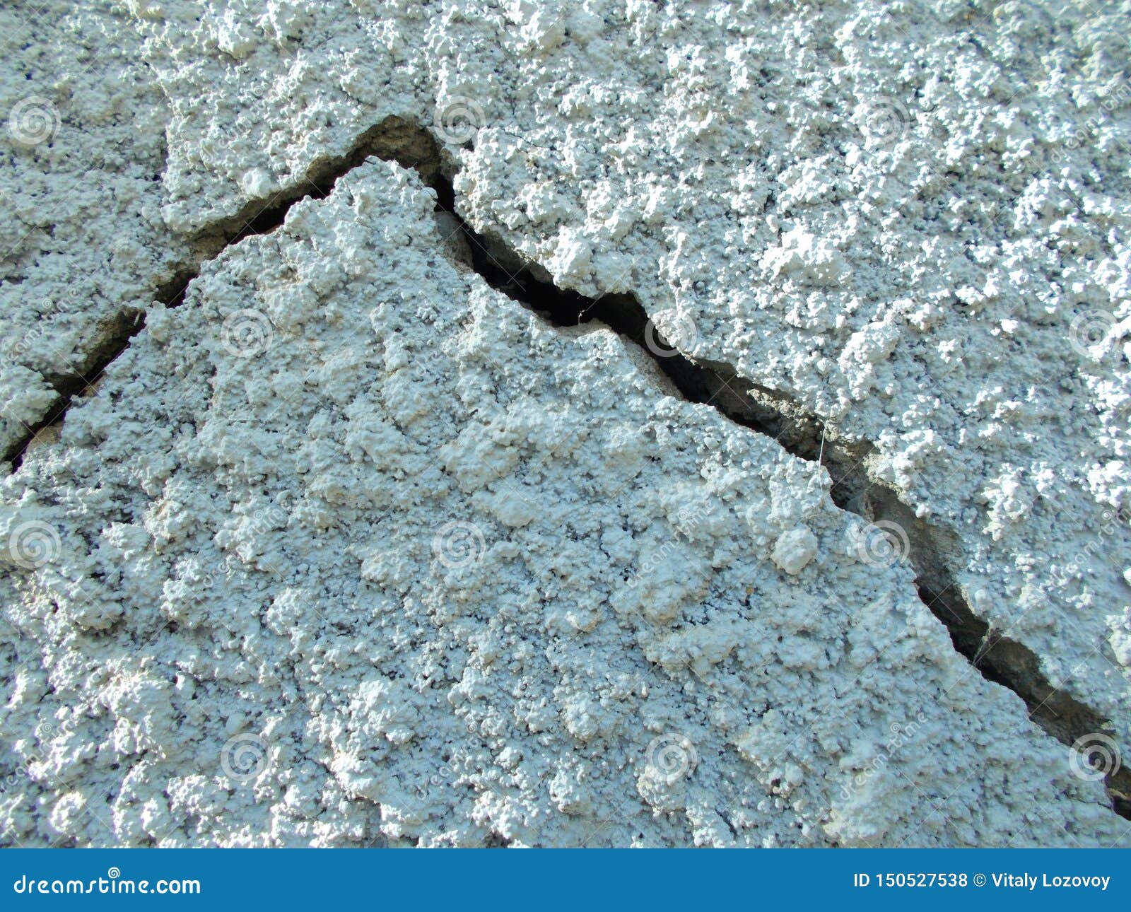 Crack in the wall stock photo. Image of interior, wallpaper - 150527538