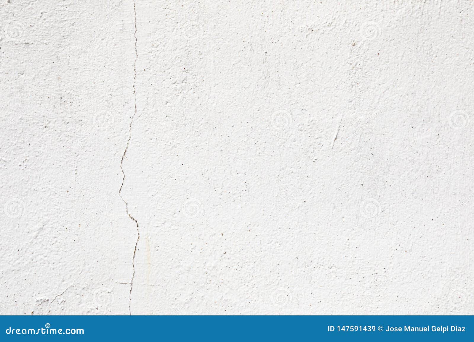 Crack in a white wall stock image. Image of plaster - 147591439