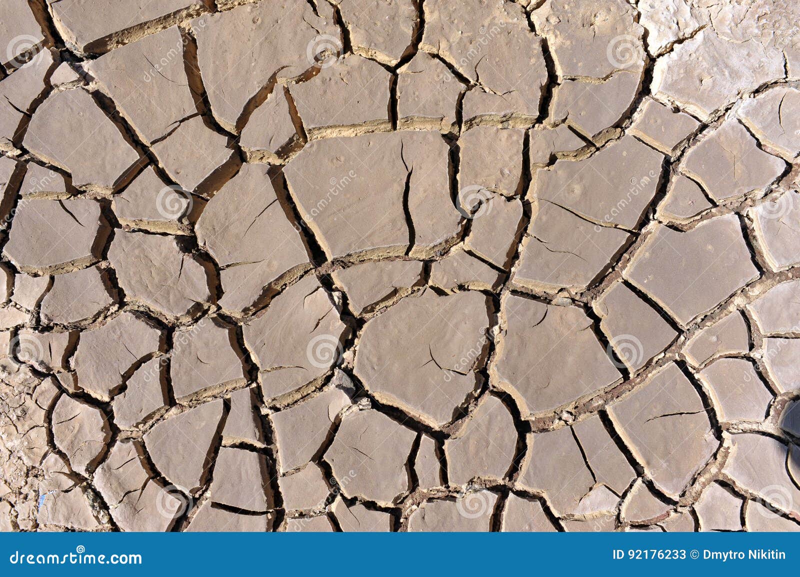 Cracked clay ground i stock image. Image of ground, global - 92176233