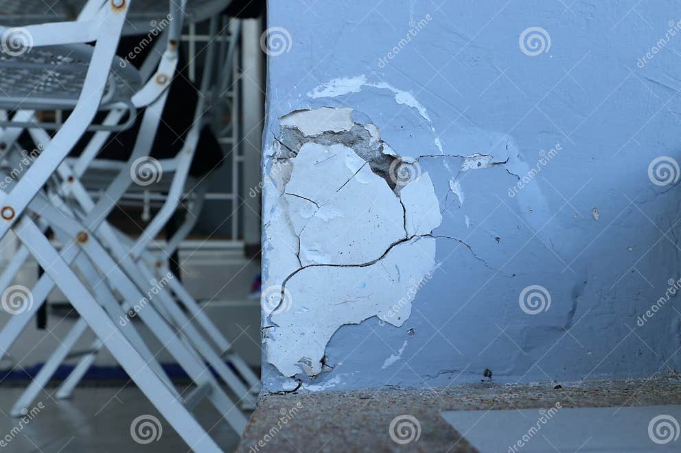 Cracked Concrete Building Broken Wall at the Outside Cement Corner that ...
