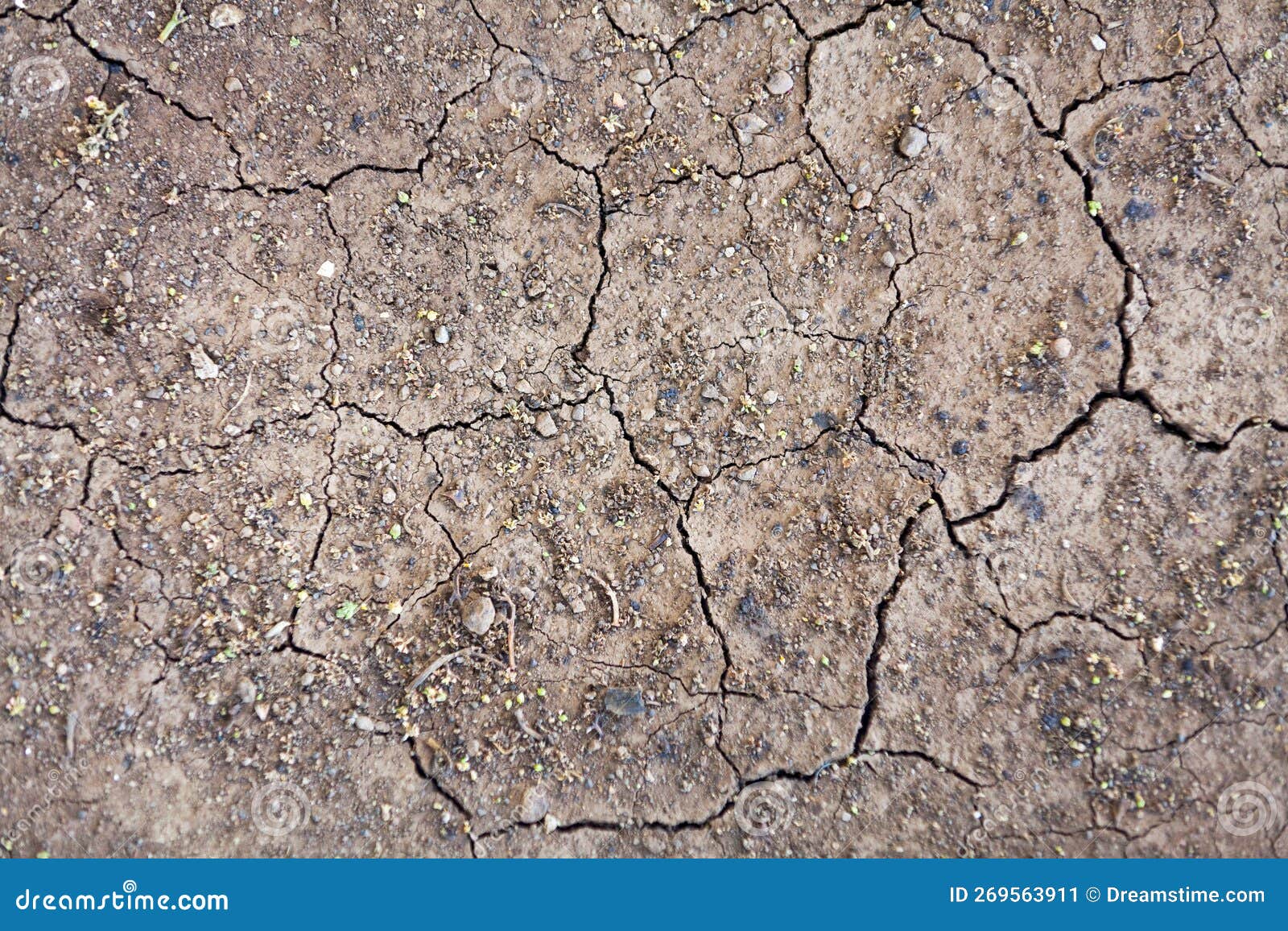 Cracked Dry Earth Background Stock Image - Image of heat, cracked ...