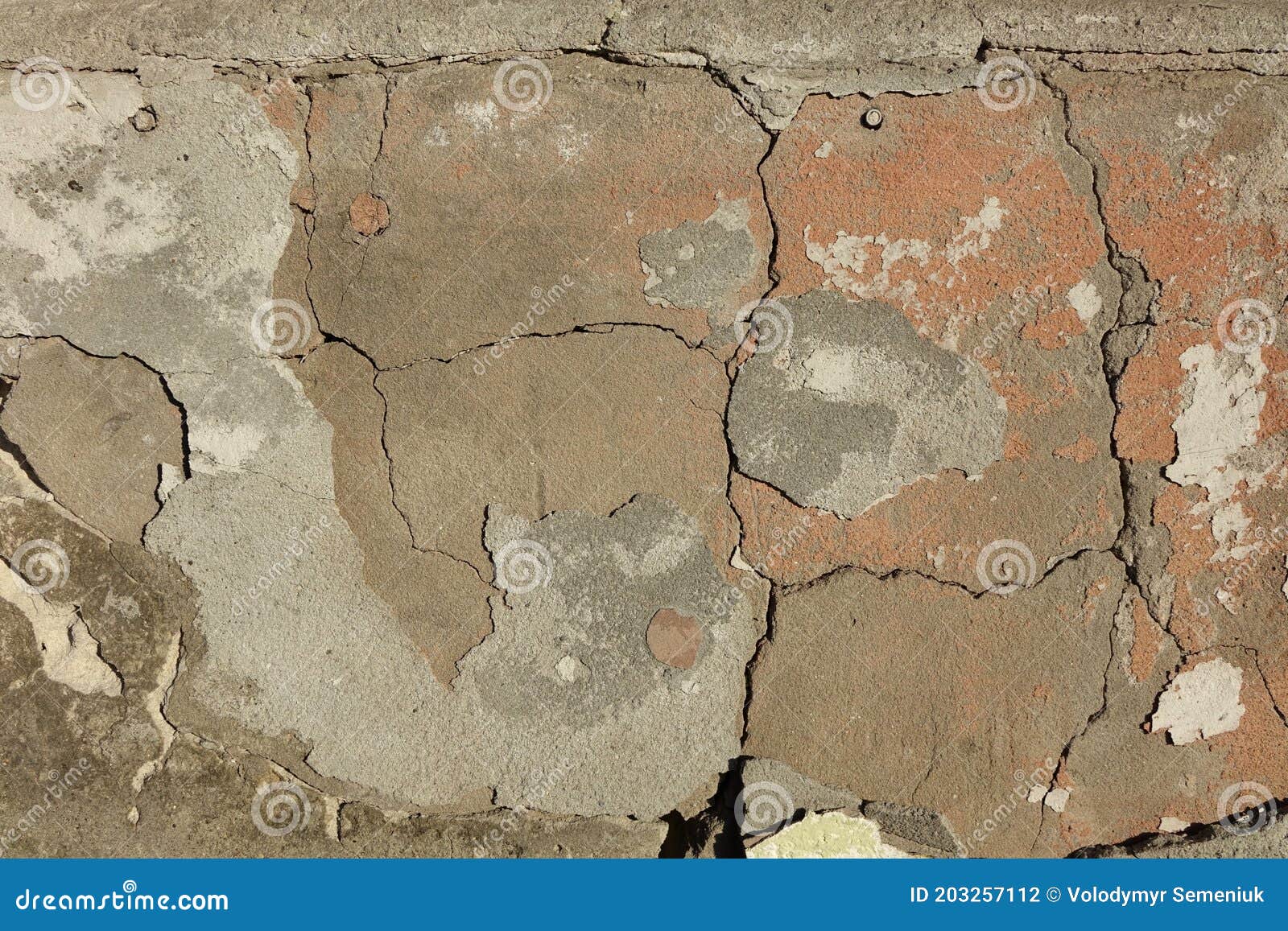 Cracked Foundation Peeled Textured Plaster and Paint on the Wall Stock ...