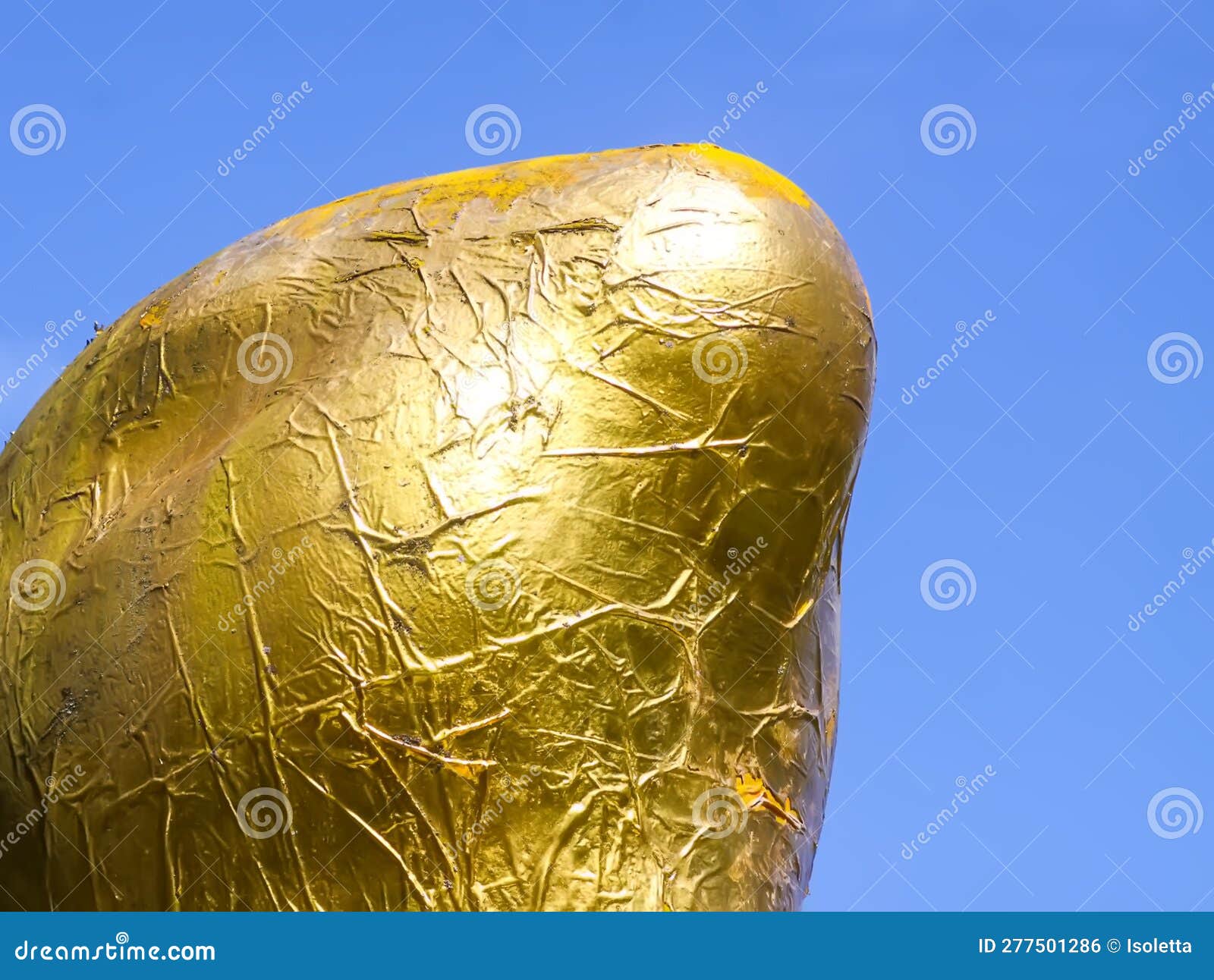 Cracked Golden Texture Close Up Stock Photo - Image of sculpture, decor ...