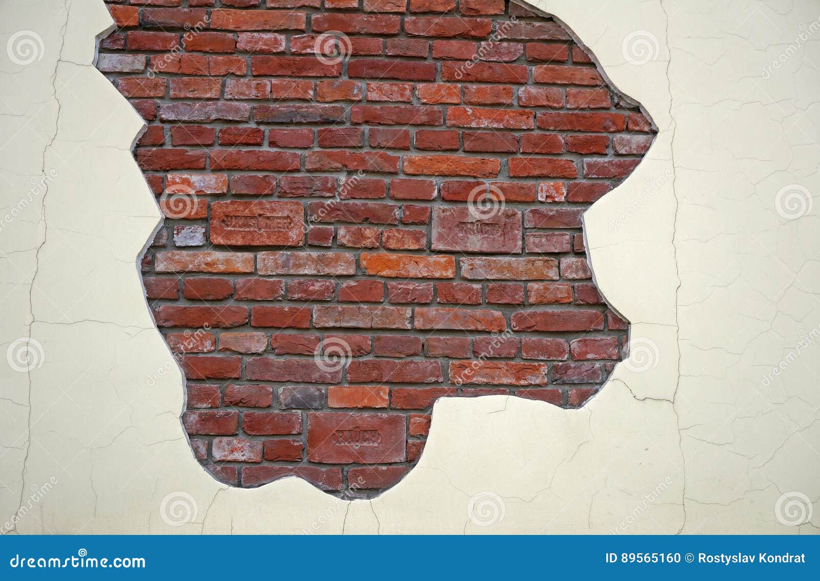 A cracked wall stock photo. Image of vintage, close, architecture ...