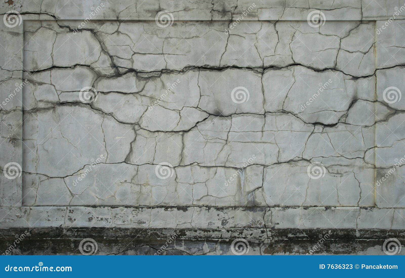 Cracked wall panel stock image. Image of white, grunge - 7636323