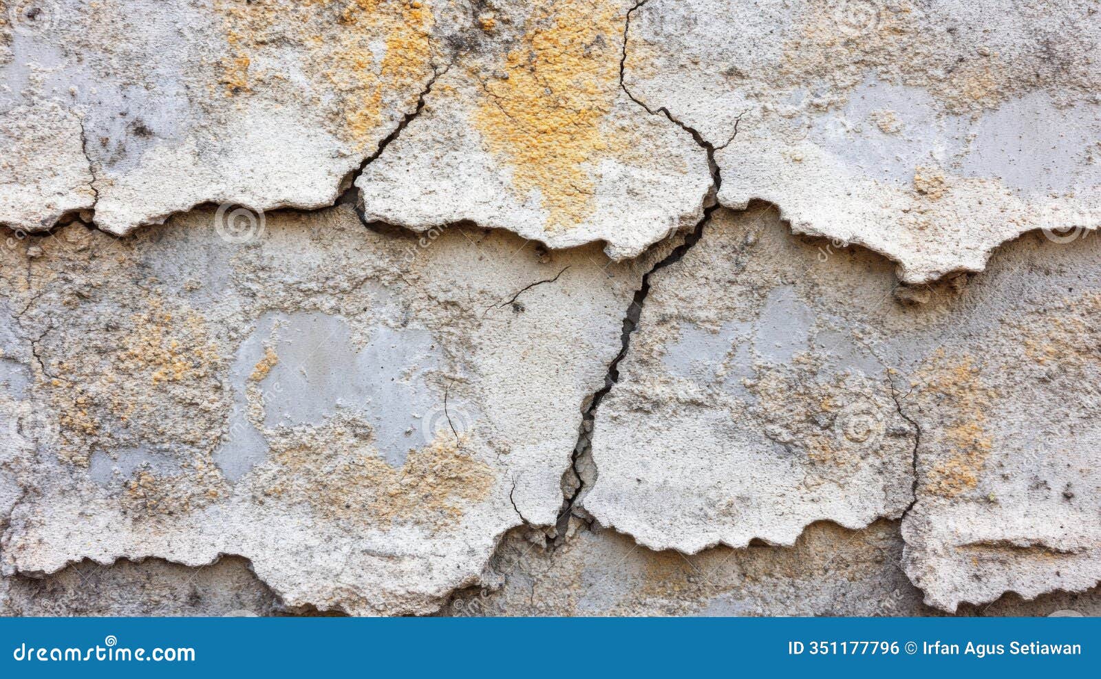 Cracked and Weathered Exterior Wall Surface Texture Stock Illustration ...