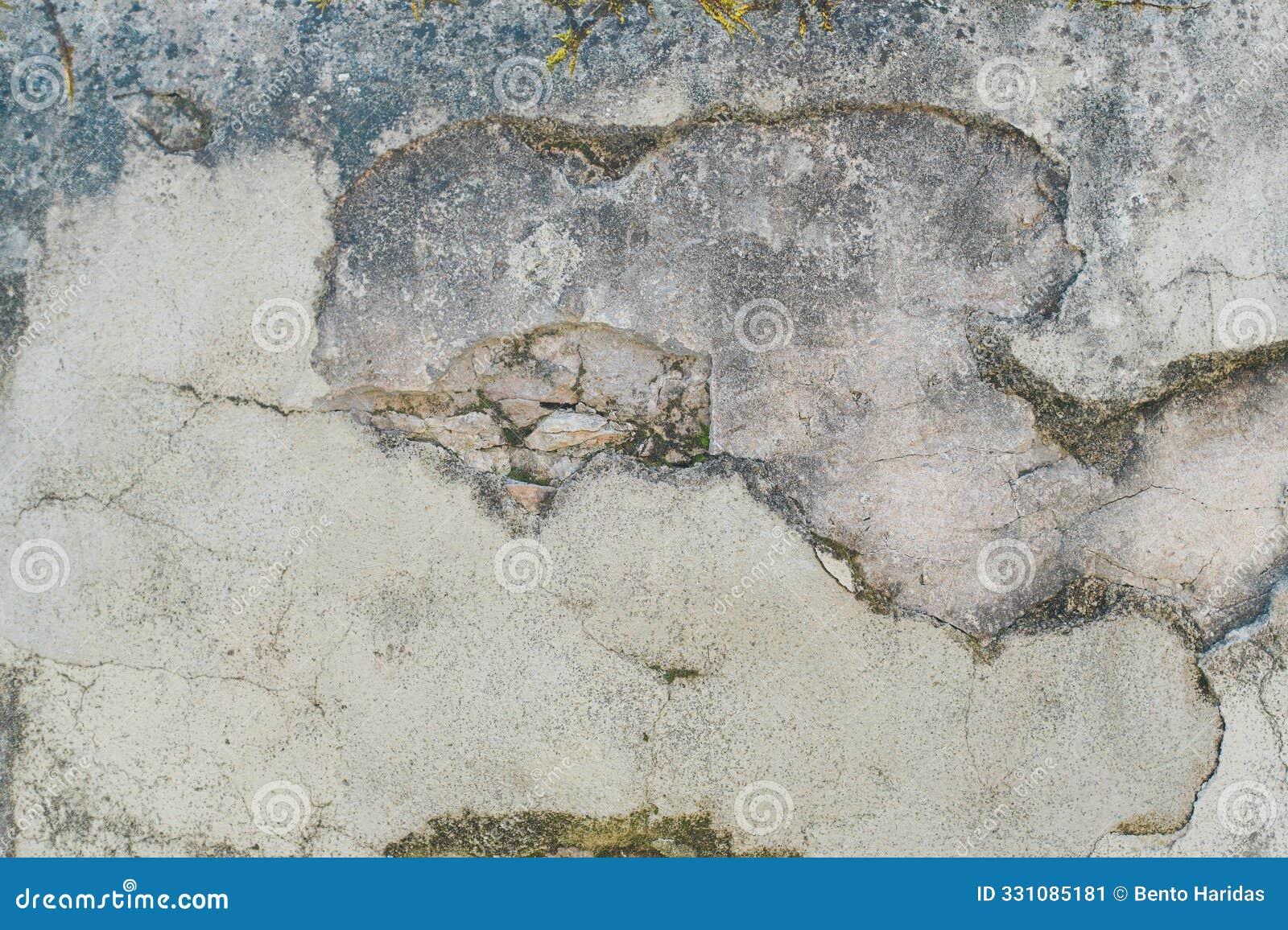 Cracked and Weathered Plaster Stone Wall Stock Image - Image of beton ...
