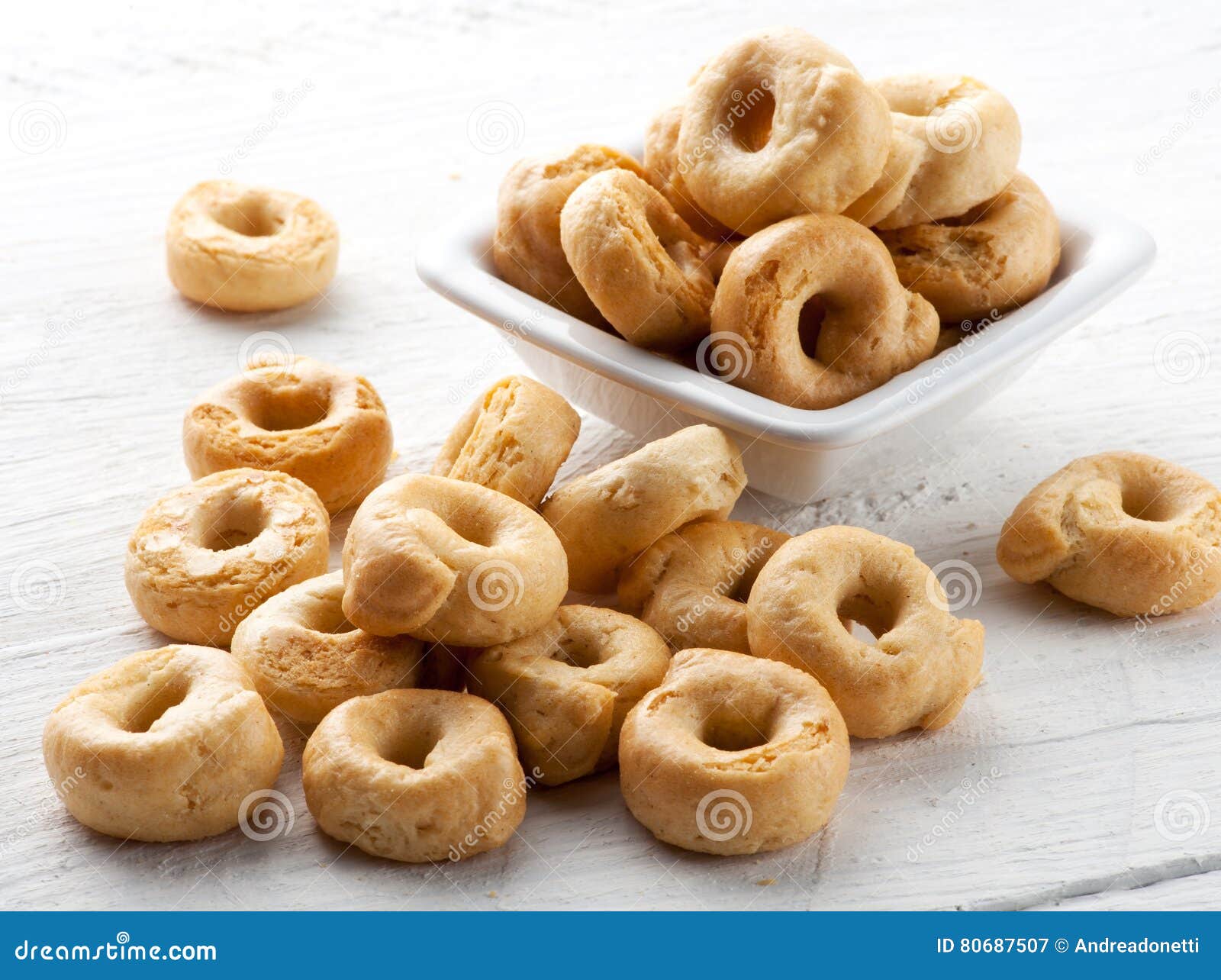 Cracker Italiani Di Taralli Immagine Stock - Immagine di cucina ...