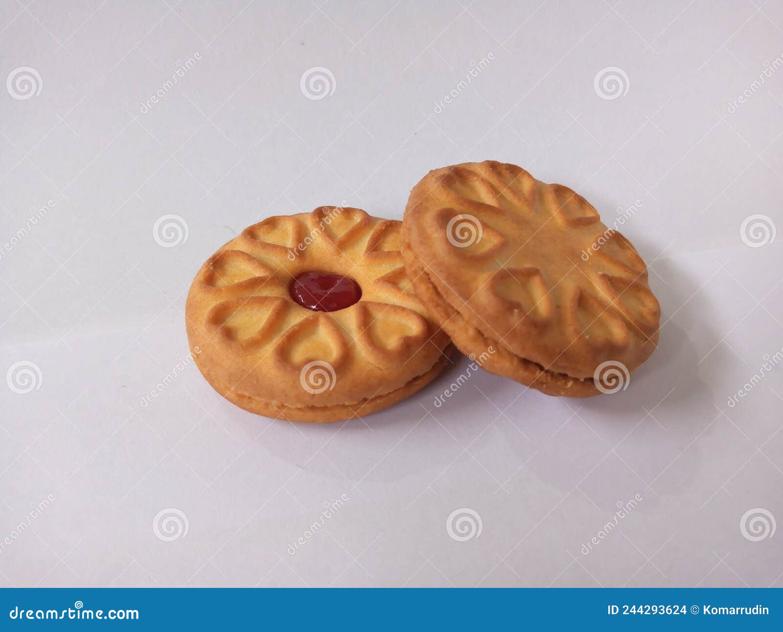 Crackers with Sweet Strawberry Jam Stock Photo - Image of meal, icing ...