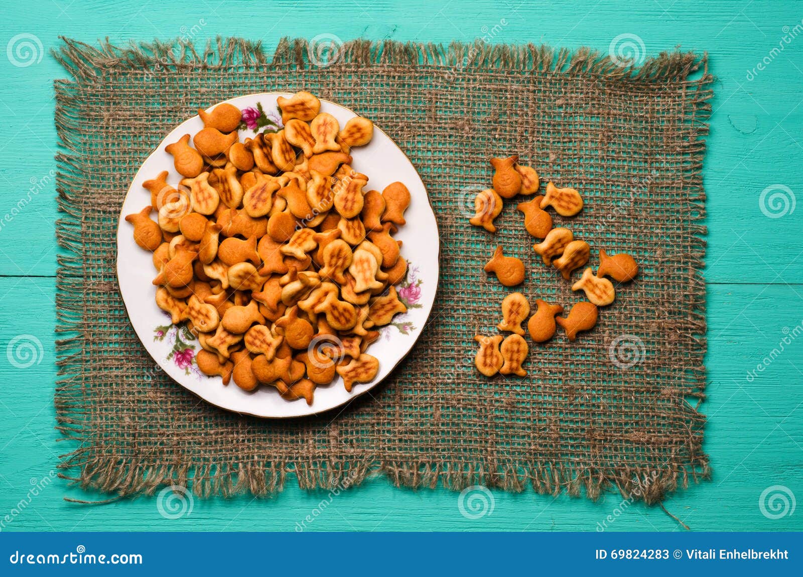 Crackers on a Wooden Table. Stock Image - Image of cuisine, biscuit ...