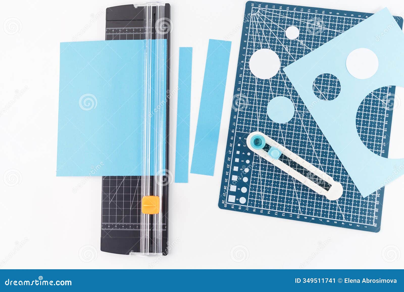 Cut Circles Out Of Paper, Craft A Paper Donut, A Lesson For A Child How ...