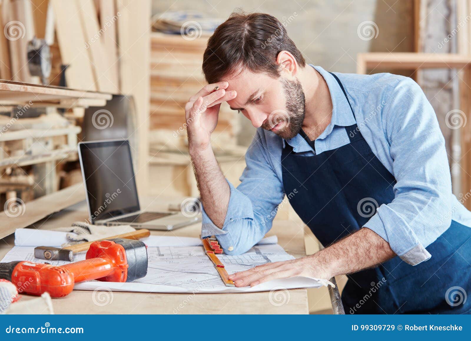 Craftsman Thinking about Problem Stock Image - Image of competence, builder: 99309729