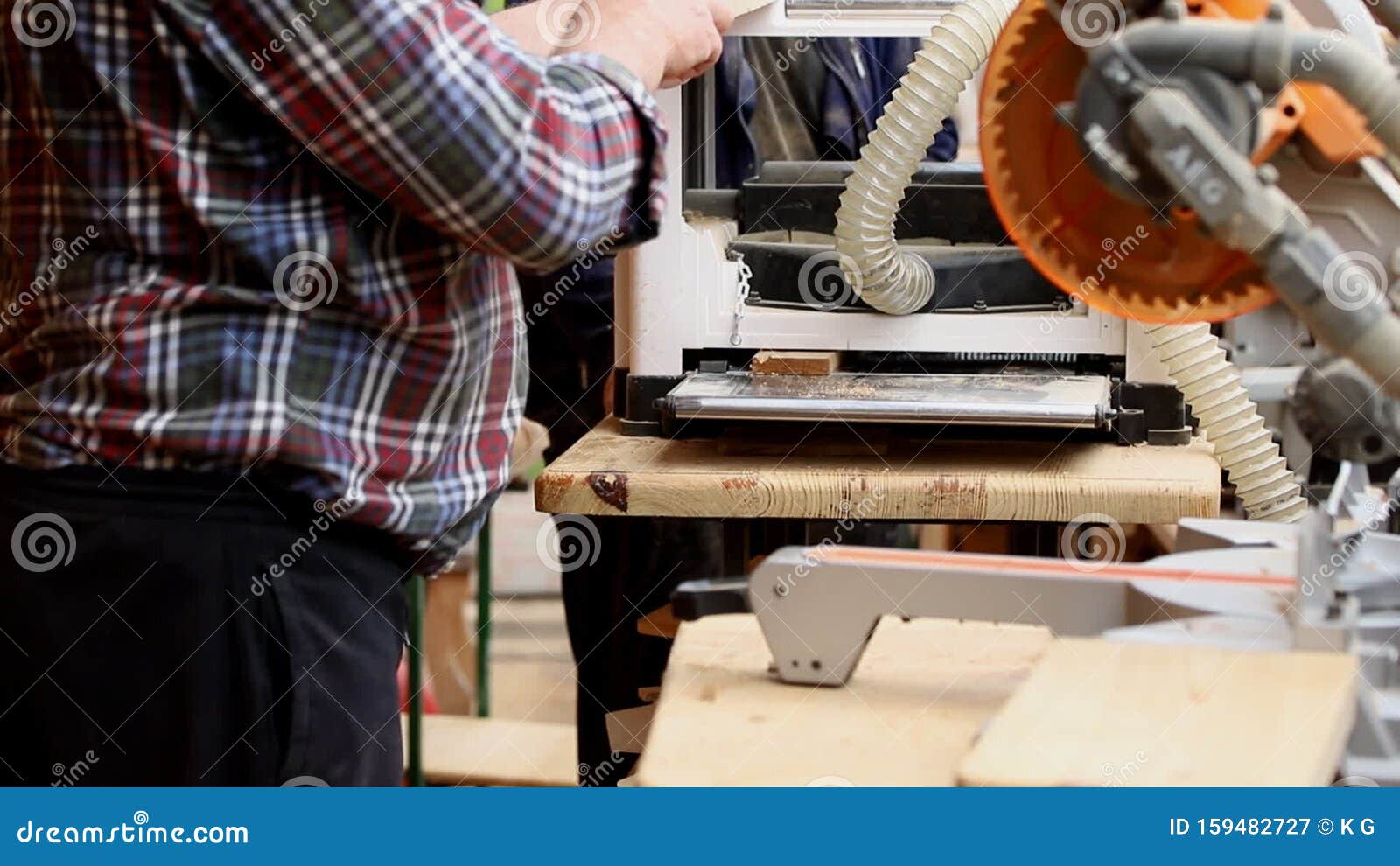 Craftsman Woodworking at Carpentry with Lots of Modern Professional ...