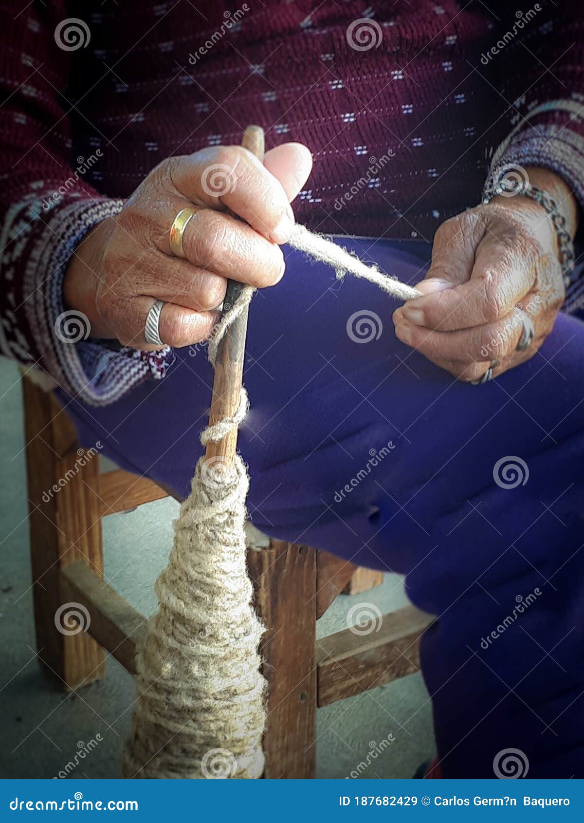 Craftswoman Spinning Sheep Wool in an Artisanal Way Stock Image - Image ...