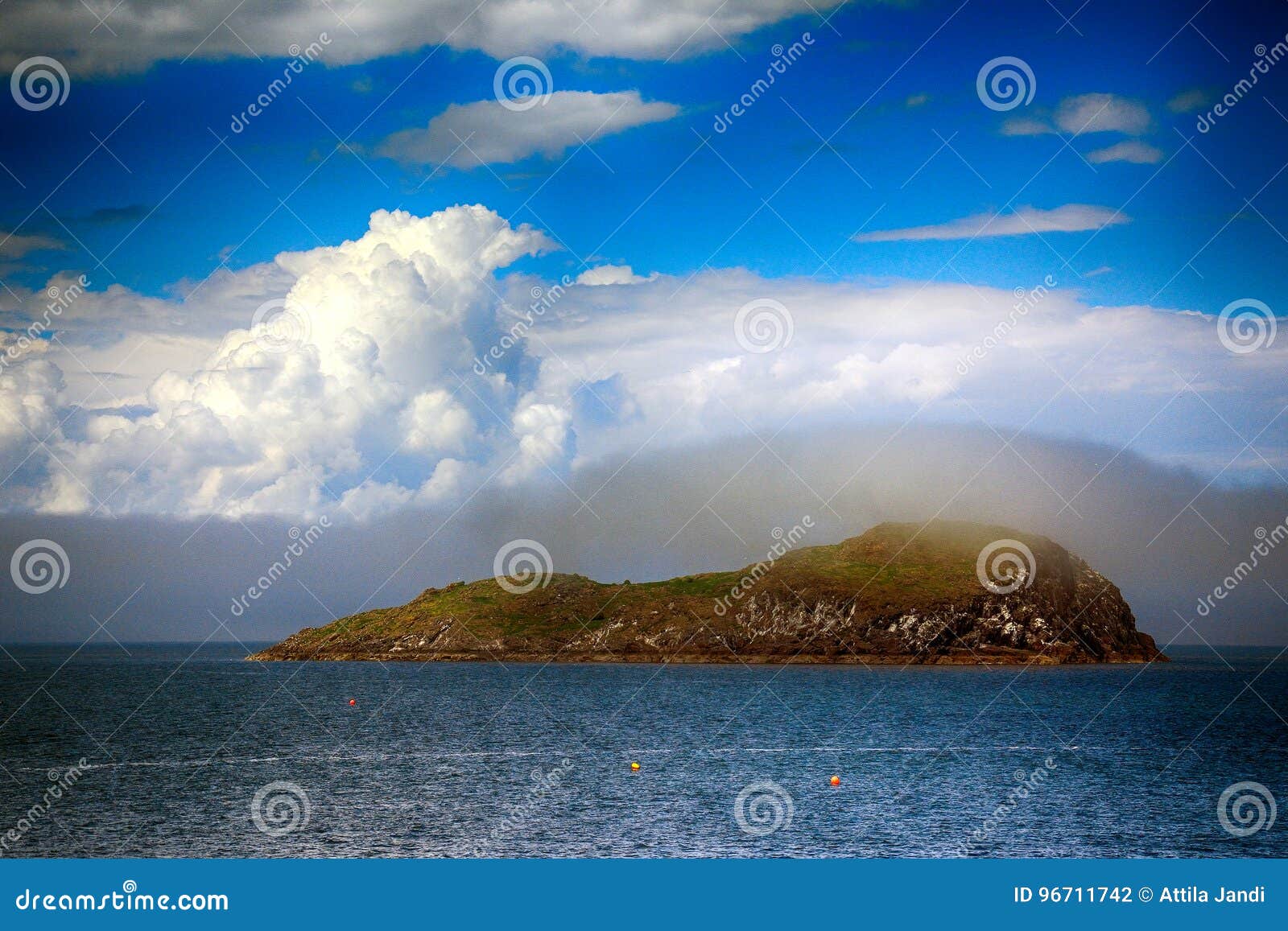 Craigleith Island, North Berwick, Scotland Stock Photo - Image of ...