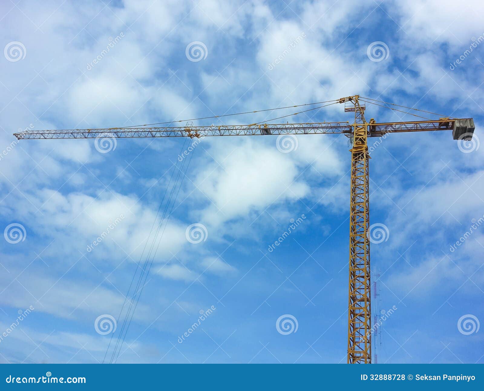 Crain construction stock photo. Image of buildings, crain - 32888728