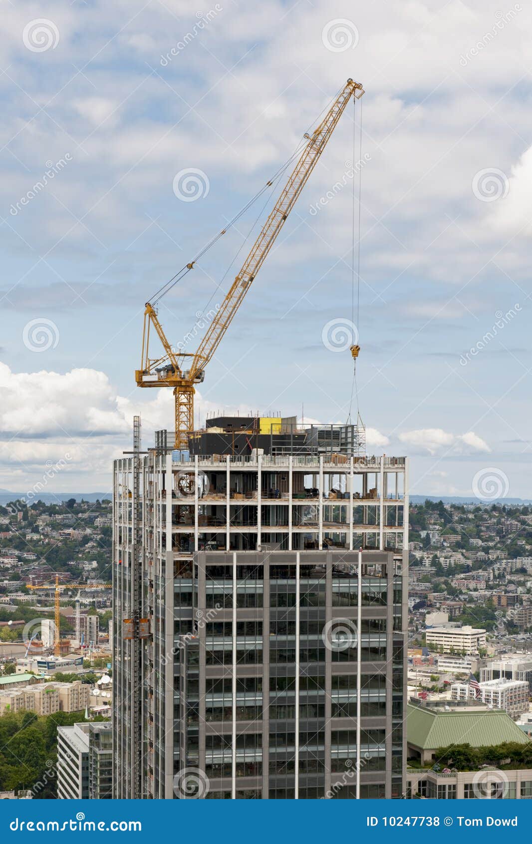 Crane Constructing Skyscraper Stock Photo - Image of exterior, outside ...