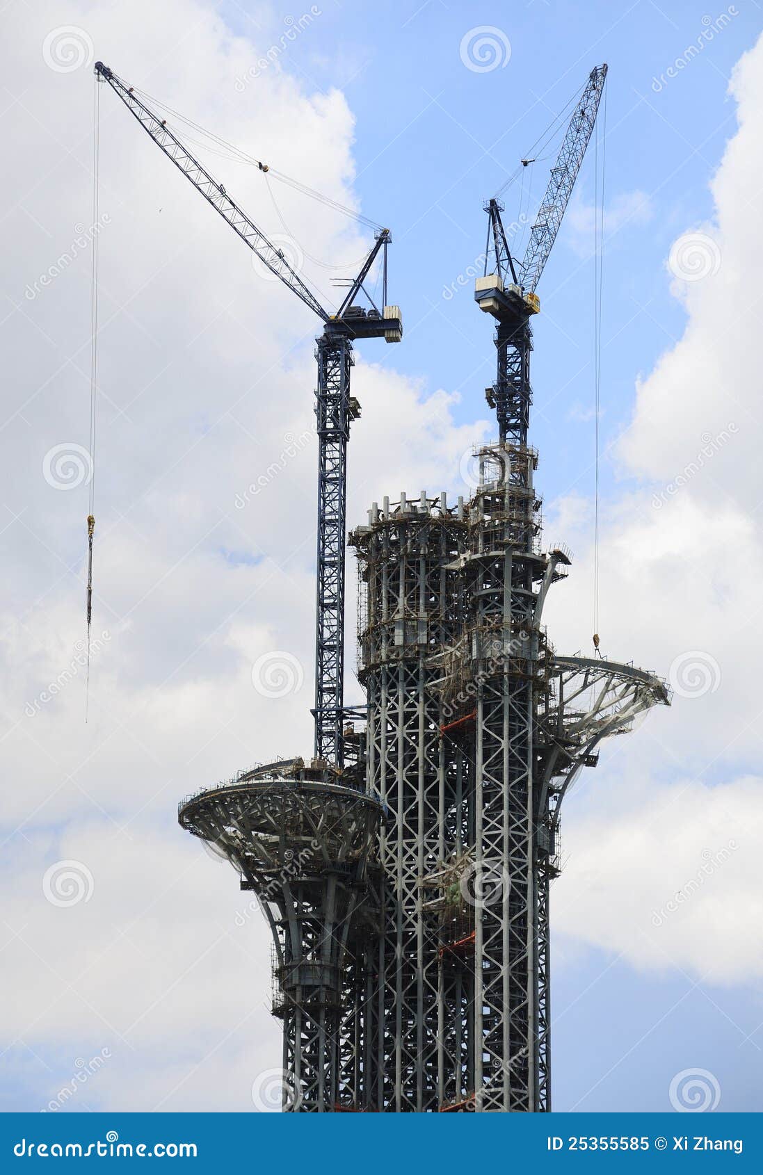Crane in Construction stock image. Image of building - 25355585