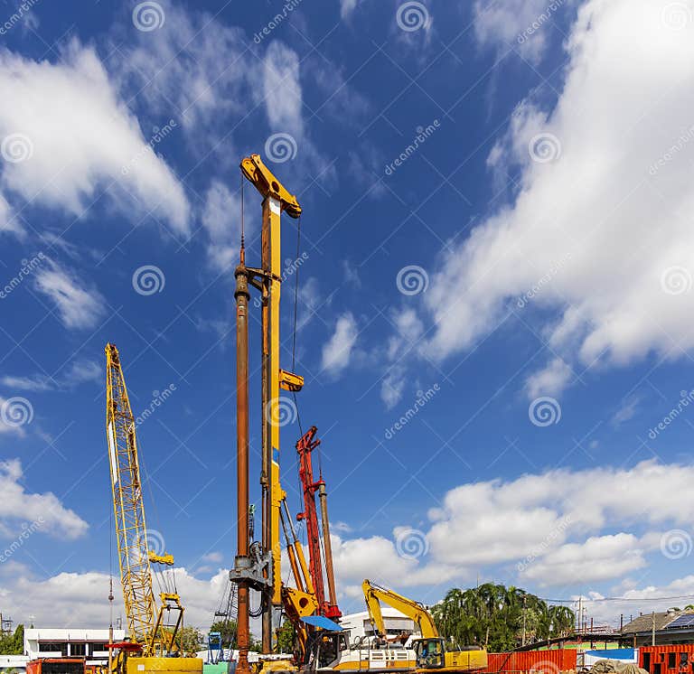 Crane Constructs a System with a Drop Hammer in the Base of the ...