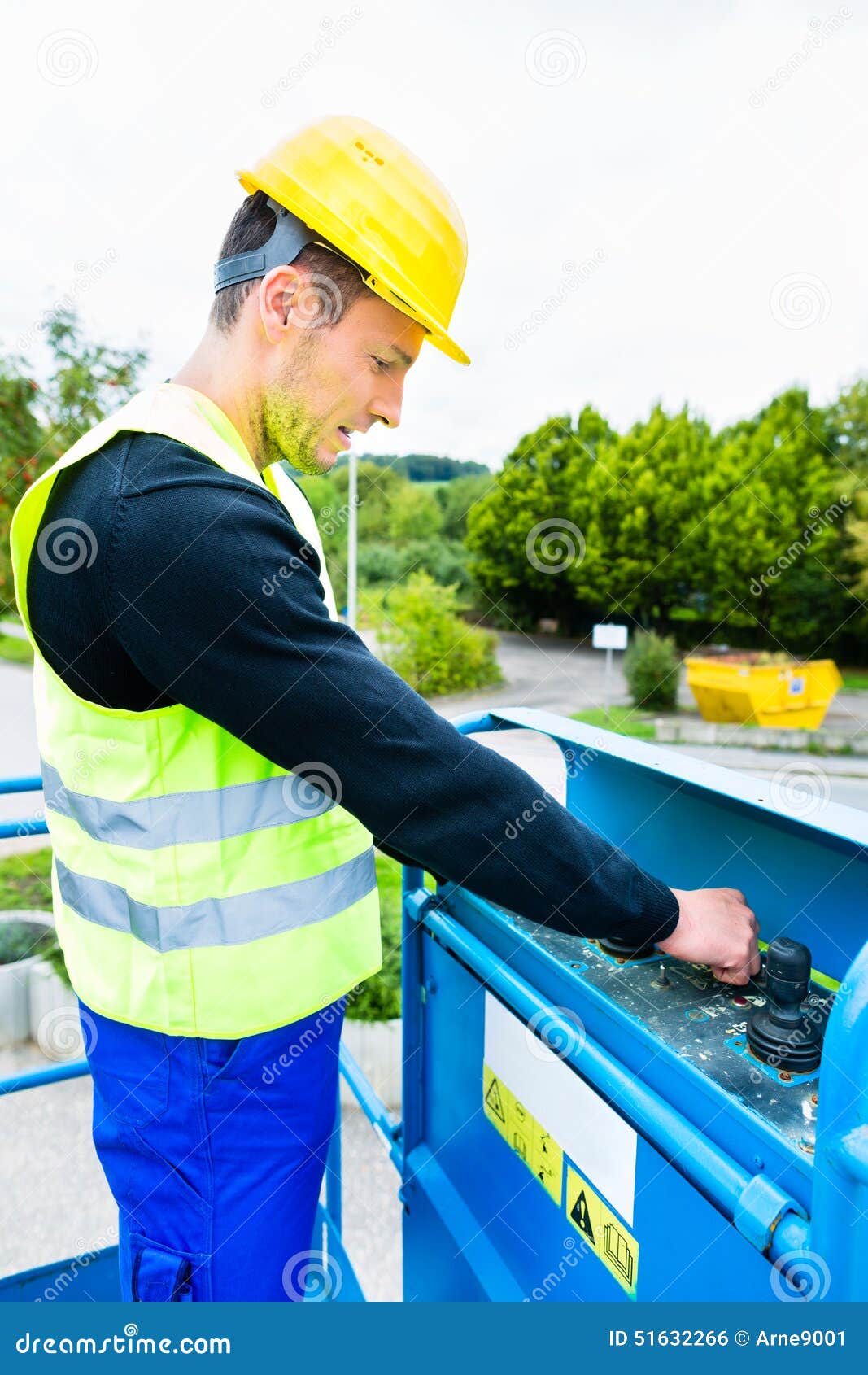 Crane Driver Driving Hydraulic Lifting Ramp with Control Desk Stock ...
