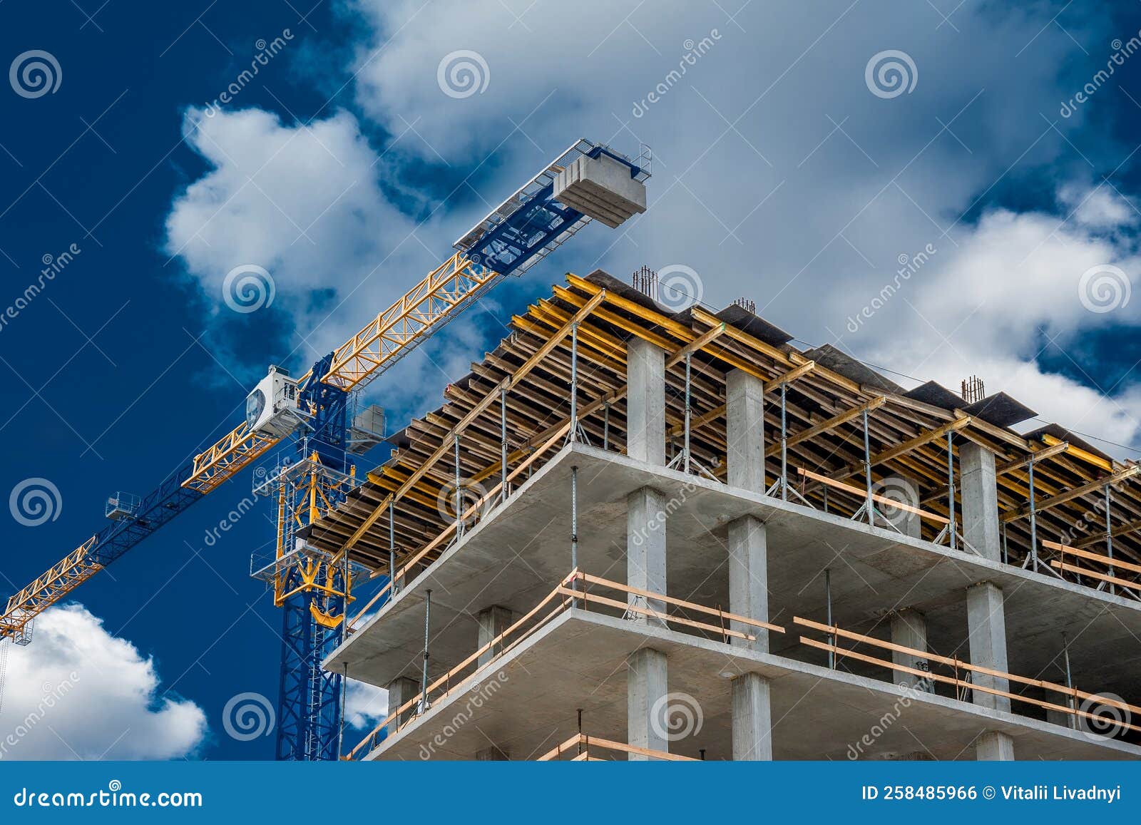 Stacking Elevator Rails Stock Photos - Free & Royalty-Free Stock Photos ...
