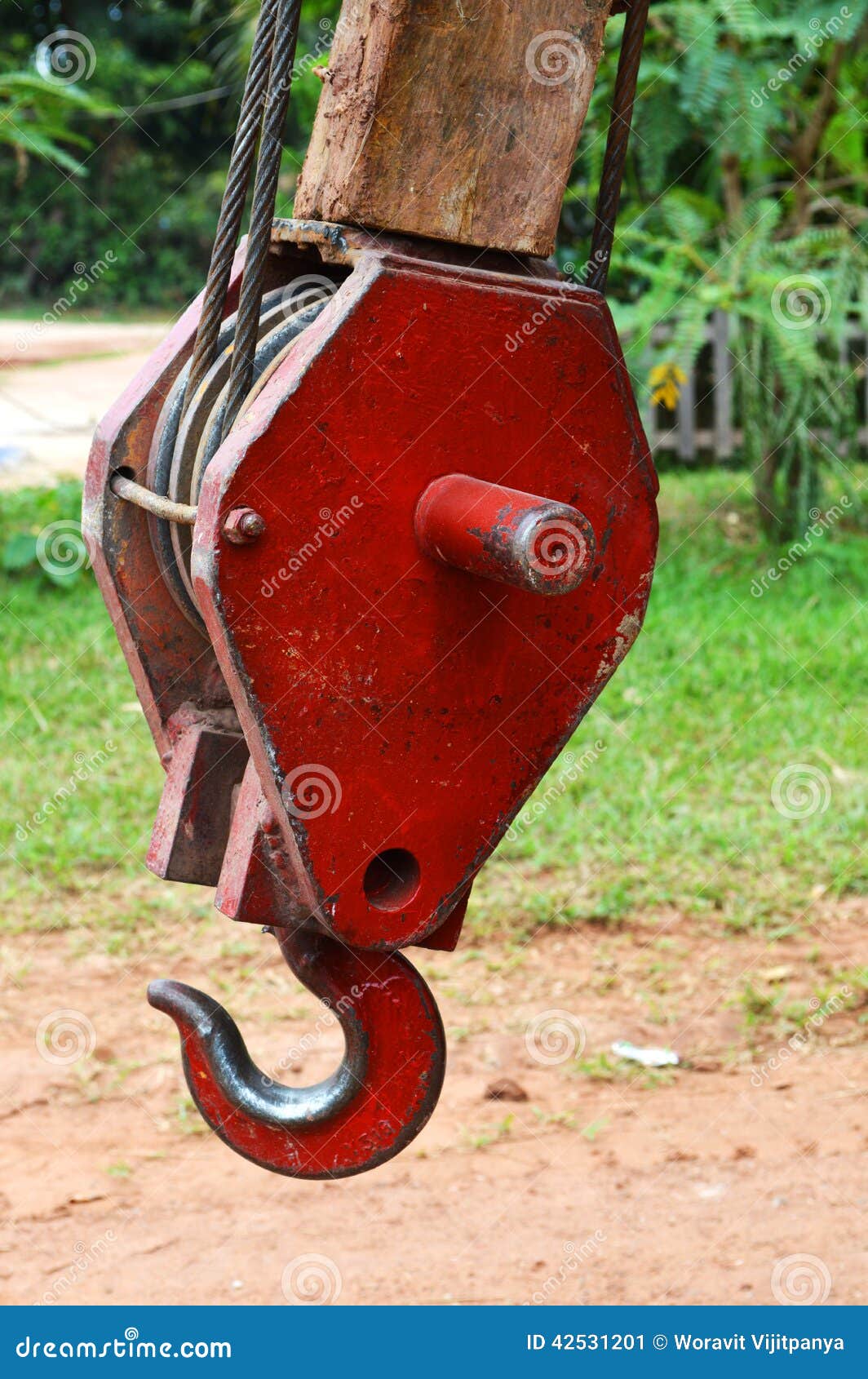 Crane Hook stock afbeelding. Image of rood, activiteit - 42531201