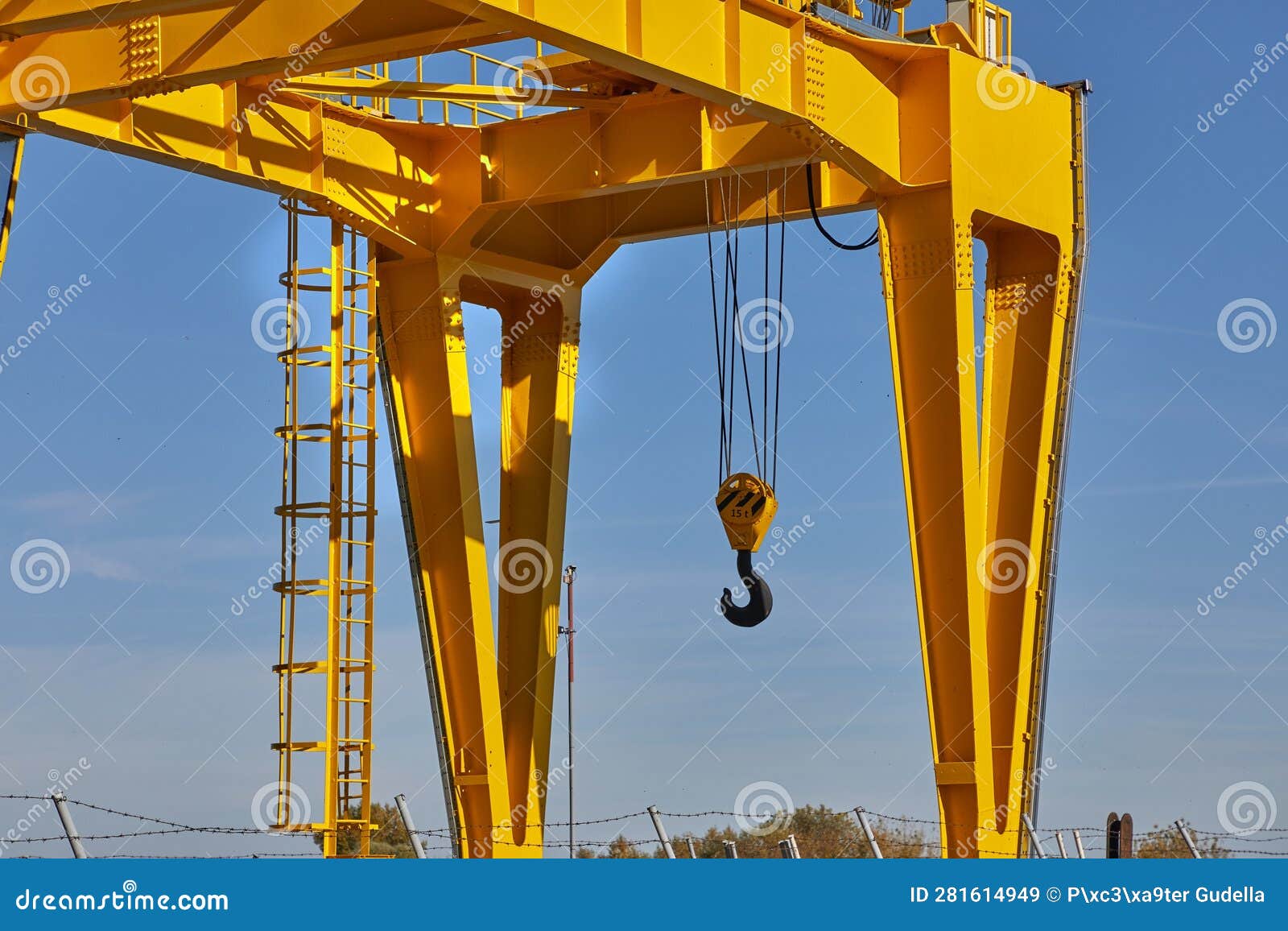 Crane with hooks hanging stock image. Image of hold - 281614949