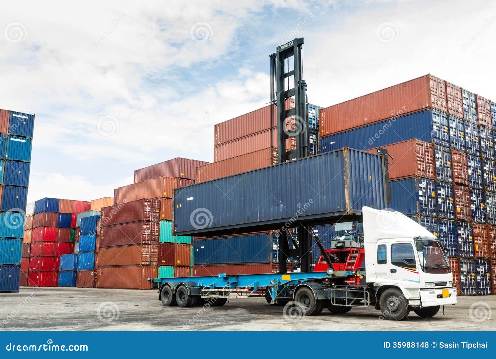 Crane lifting up container stock photo. Image of port - 35988148