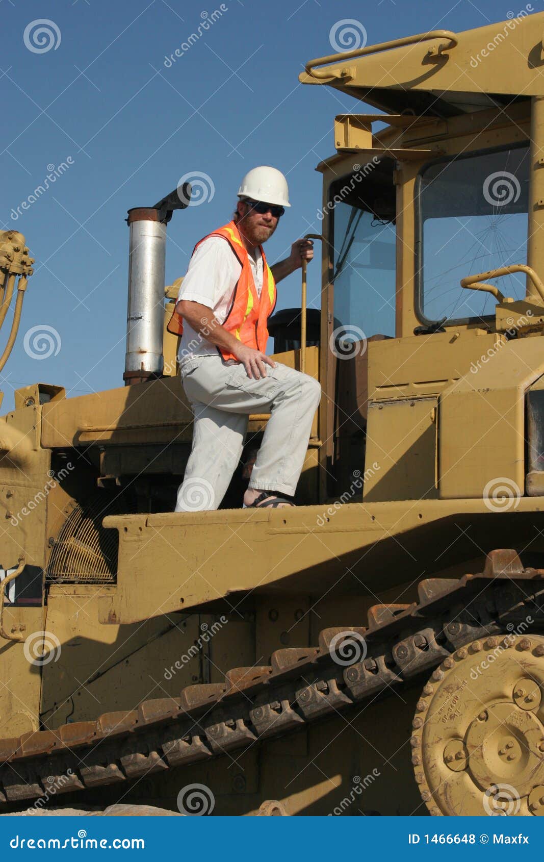 Crane operator stock photo. Image of safety, work, safe - 1466648