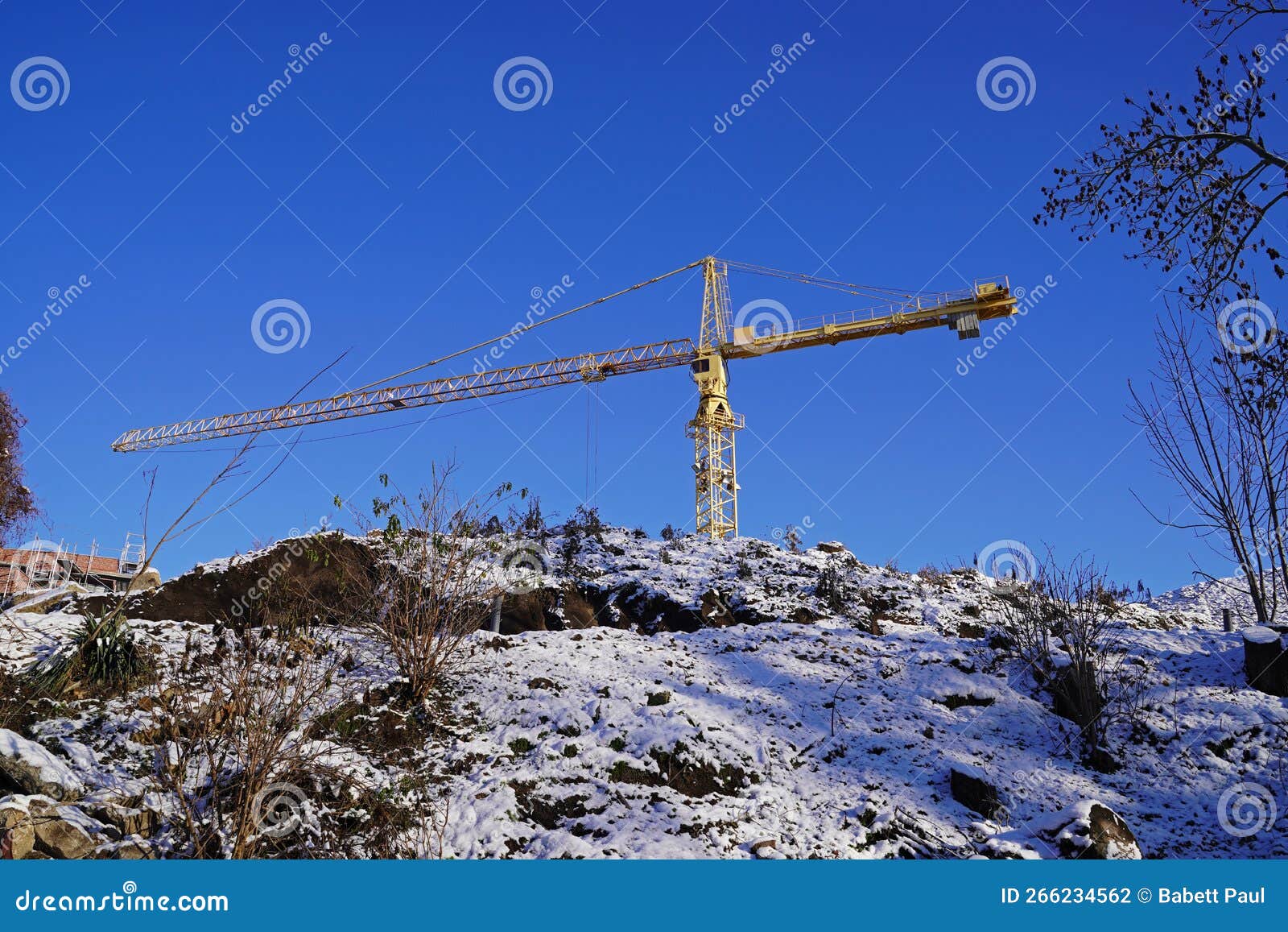 Crane in the Snow on a Construction Site in Halle an Der Saale Stock ...