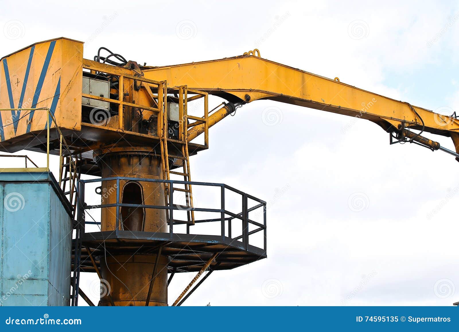 Crane To Move the Scrap Metal Stock Image - Image of scrap, logistics ...