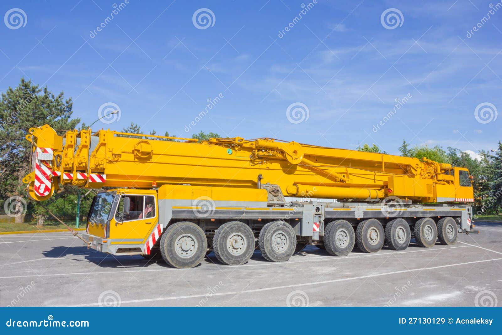 Crane truck stock image. Image of construction, truck - 27130129