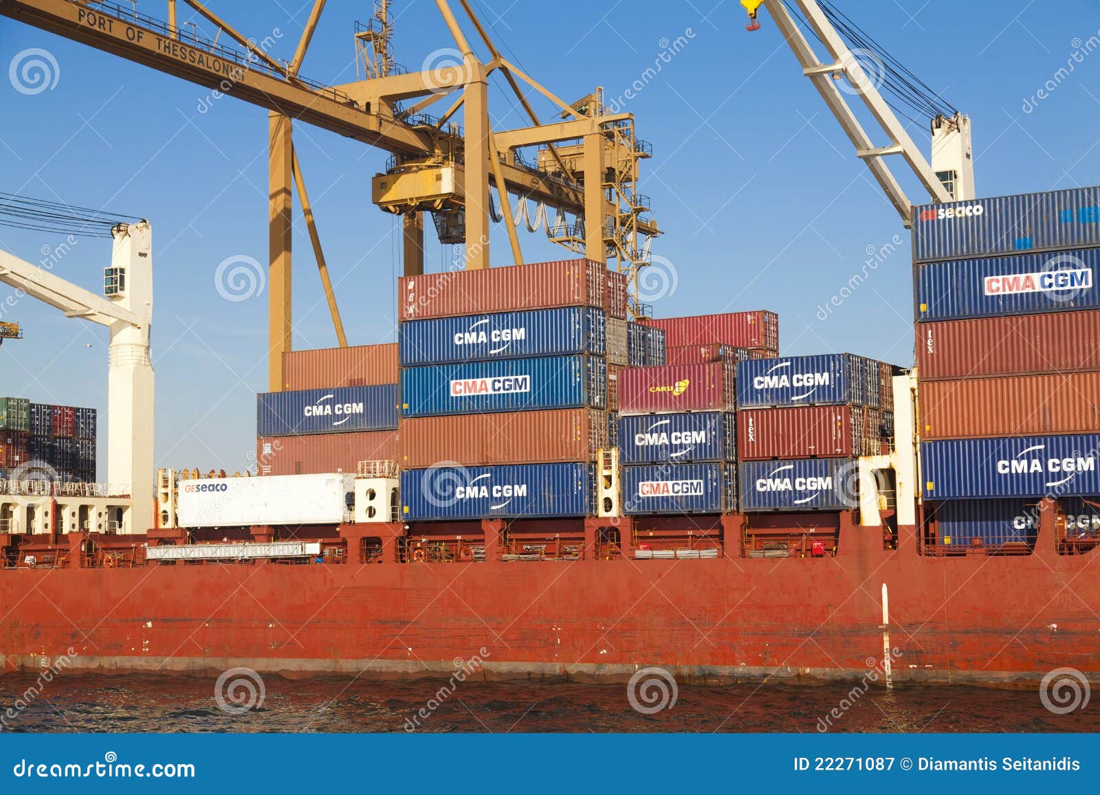 Cranes load containers editorial photography. Image of boat - 22271087