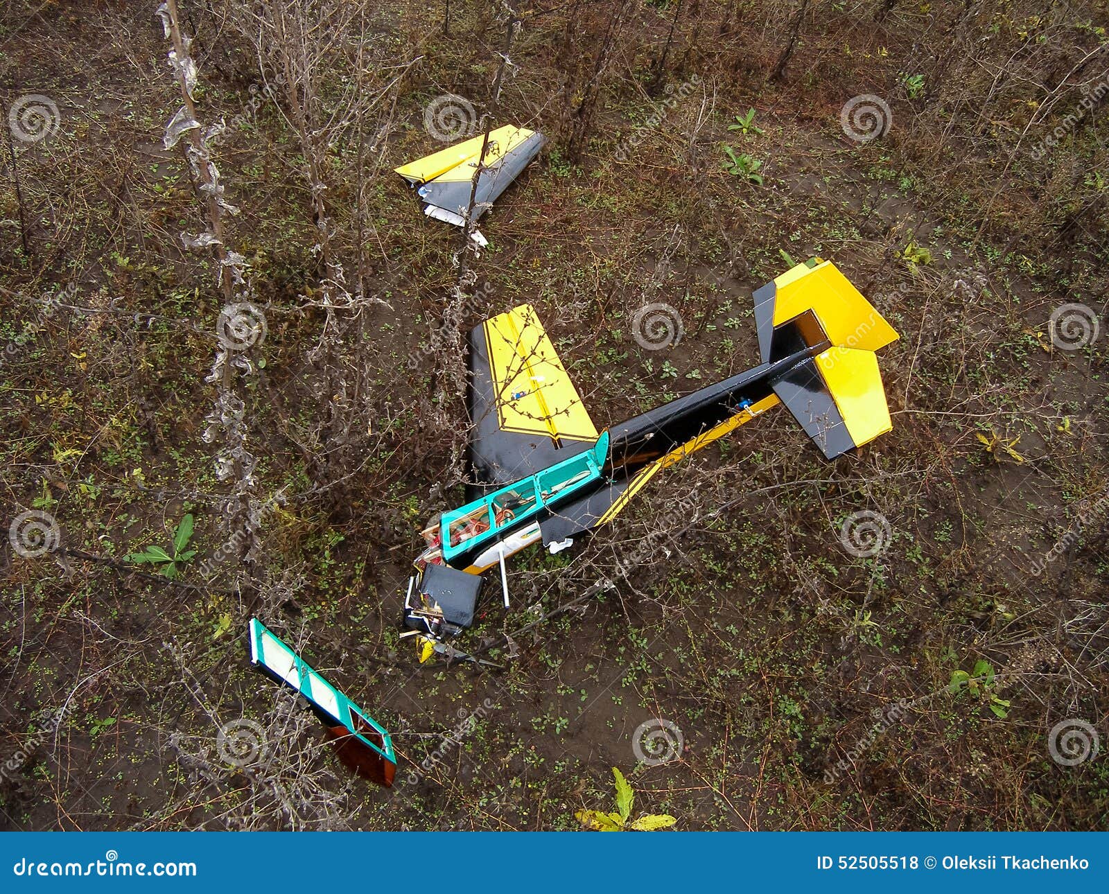Crash Model Aircraft Royalty-Free Stock Image | CartoonDealer.com #52505518