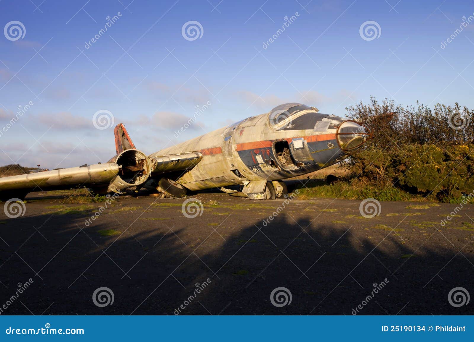 Crashed airplane stock photo. Image of haunted, exposure - 25190134