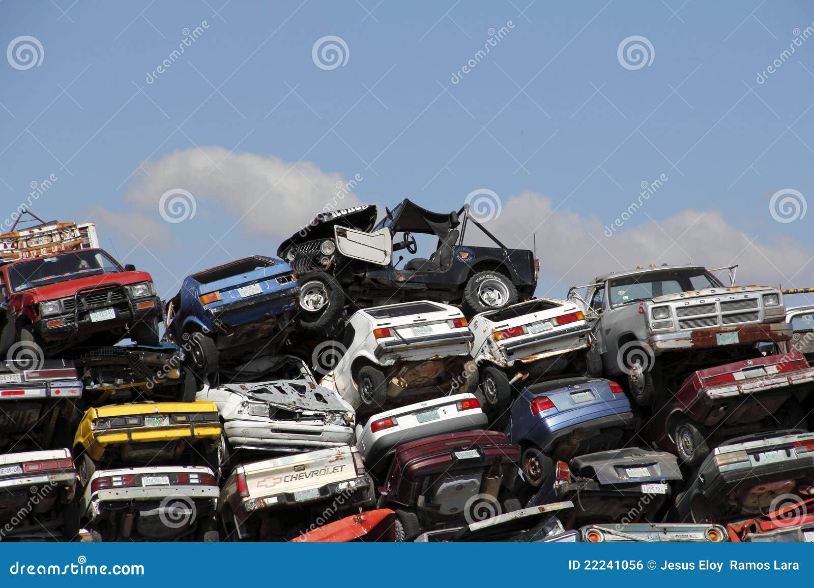 Crashed Car Royalty-Free Stock Photography | CartoonDealer.com #6981023