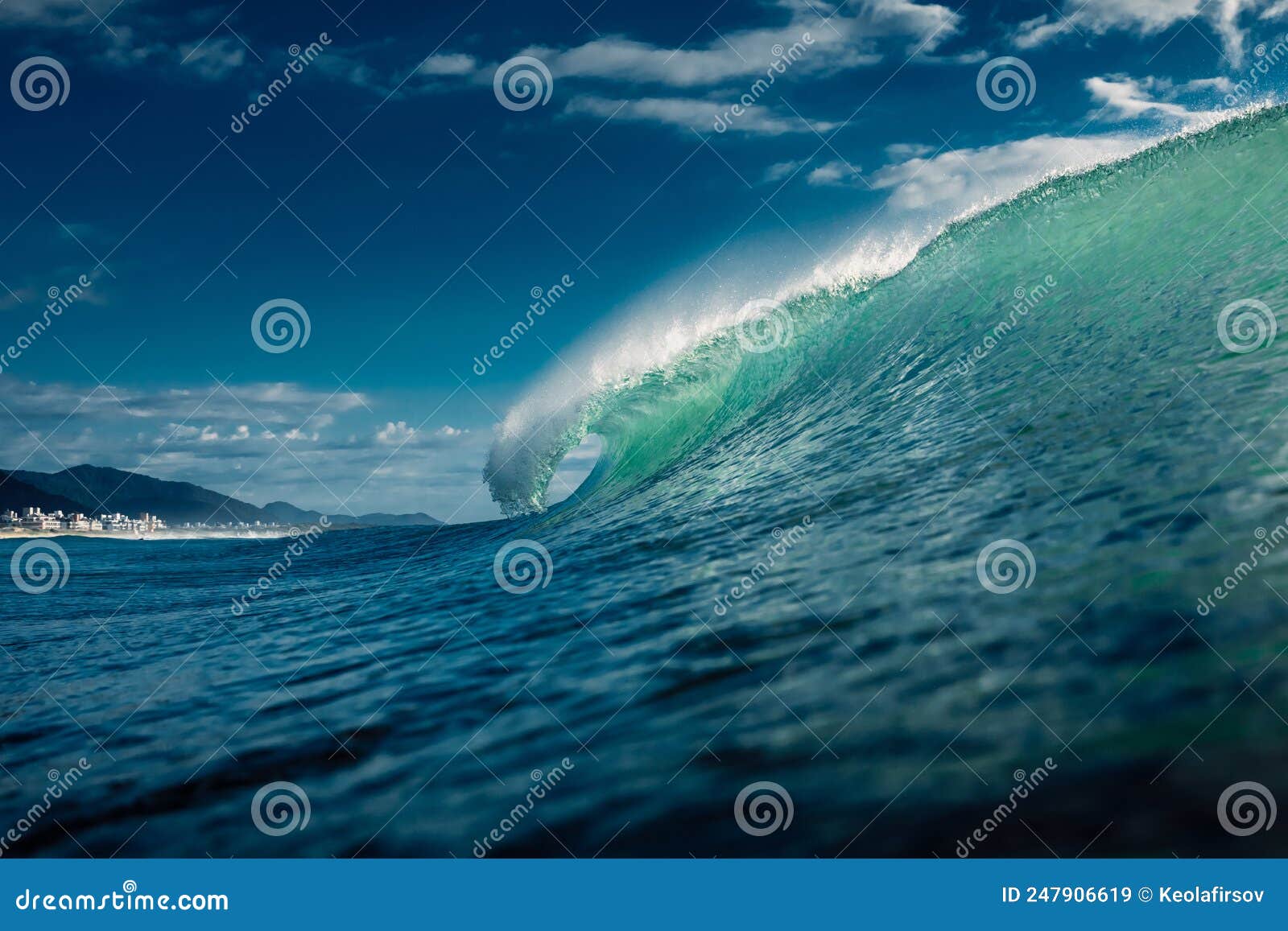 Crashing Beach Break Wave with Offshore Wind in Ocean Stock Image ...
