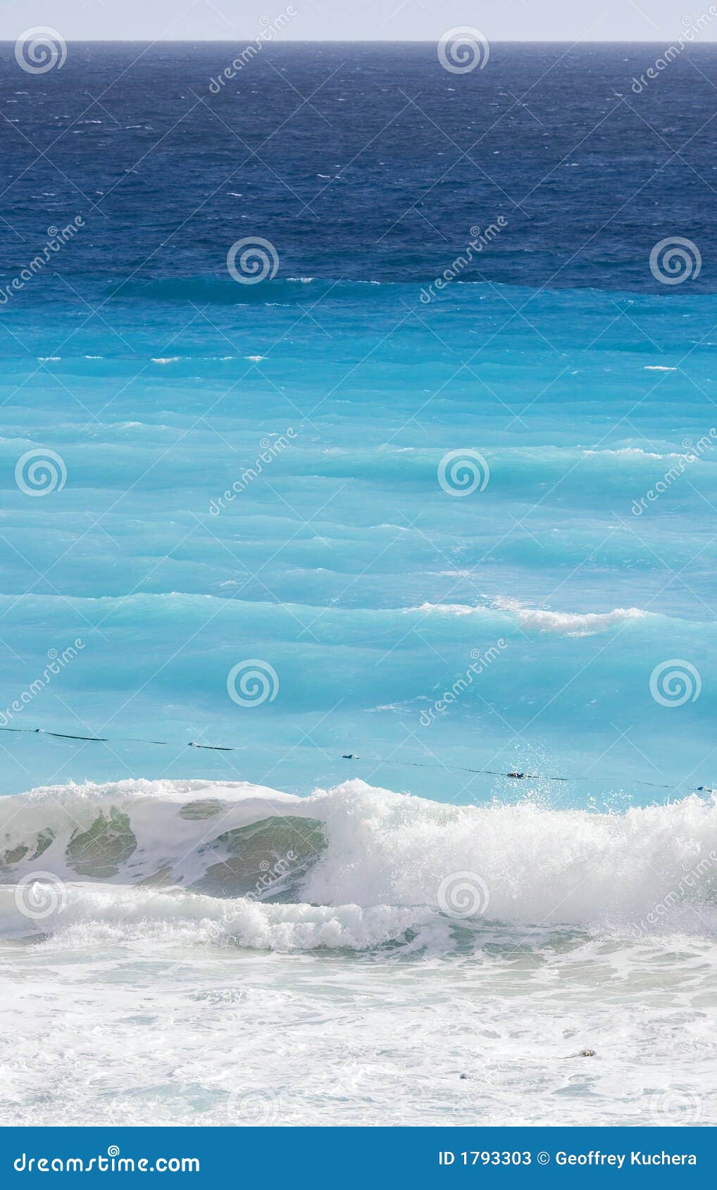 Crashing Wave on Caribbean Beach Stock Image - Image of pattern, area ...