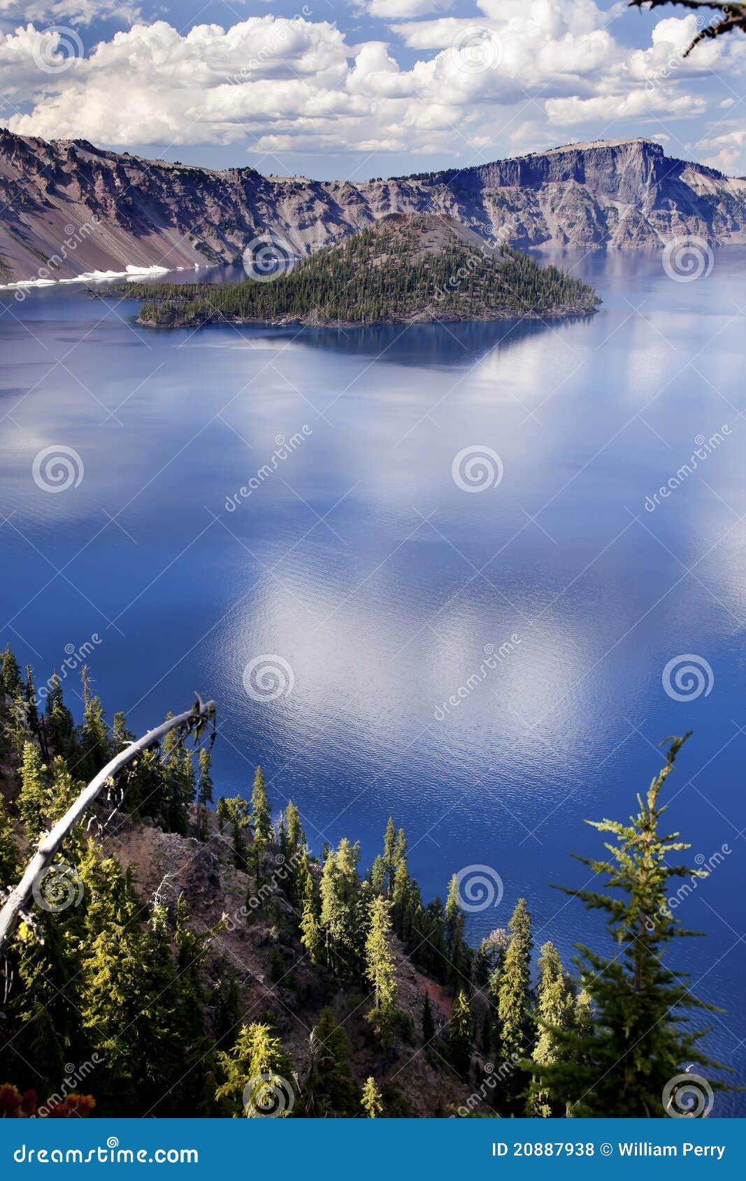 Crater Lake Reflection Clouds Blue Sky Oregon Stock Photo - Image of ...