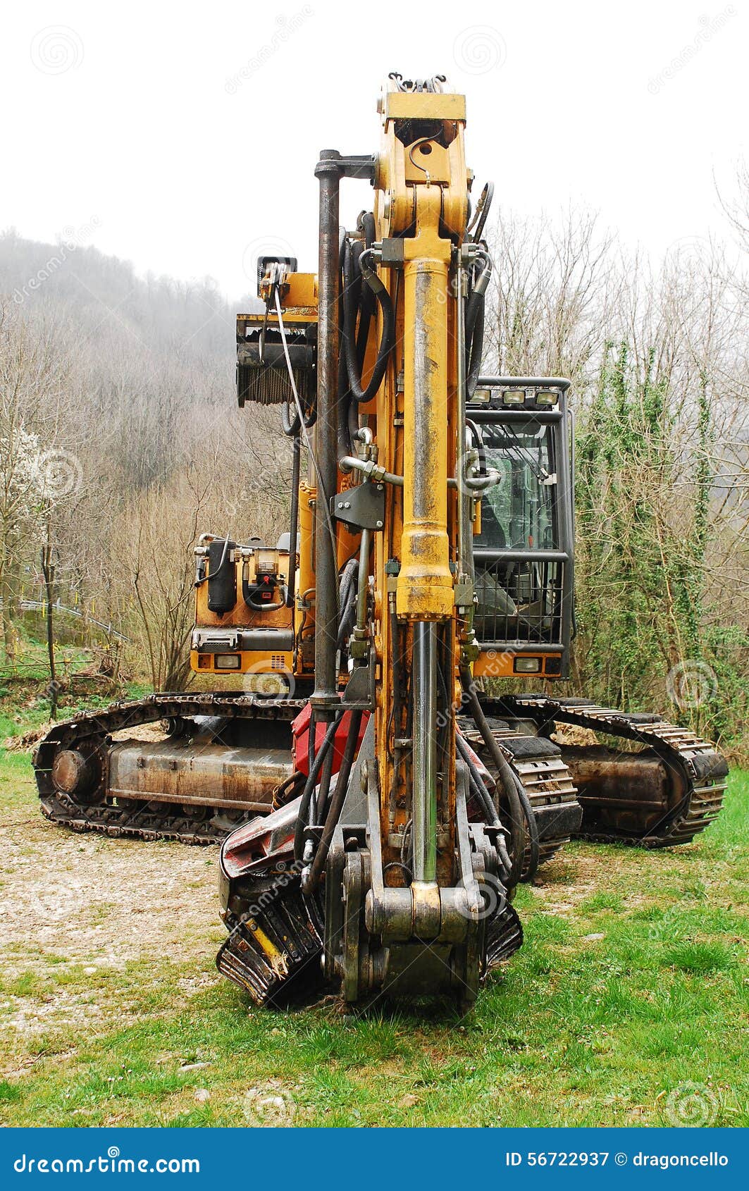 Crawler Excavator editorial photography. Image of crawl - 56722937