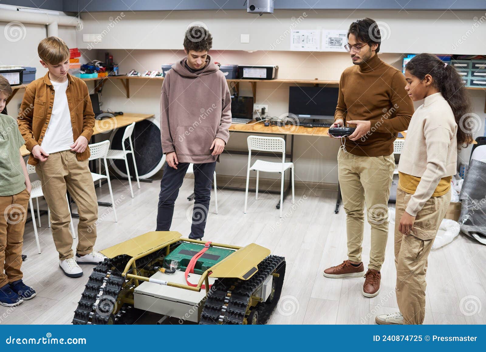 Crawler Robot in Engineering Class Stock Image - Image of occupation ...