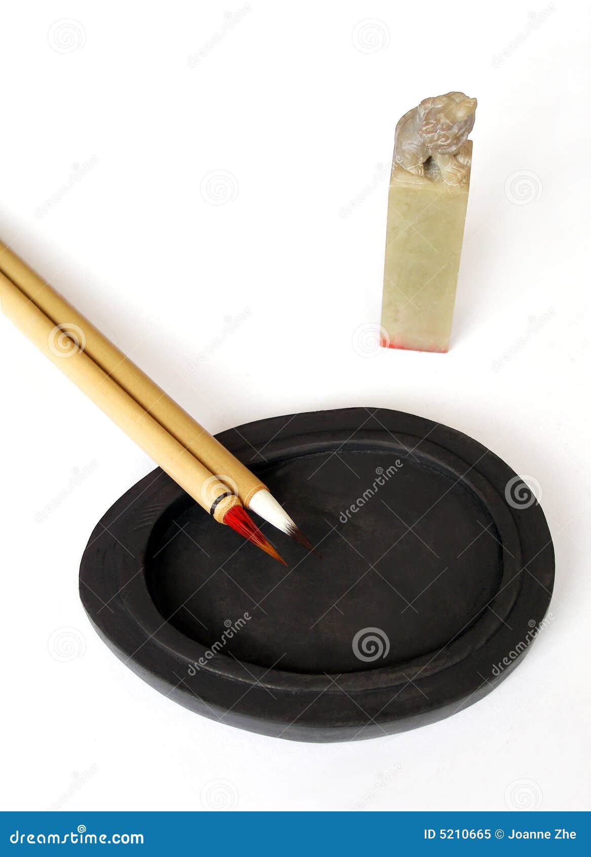 Crayon Lecteur Chinois Sur La Pierre D'encre Image stock - Image du ...