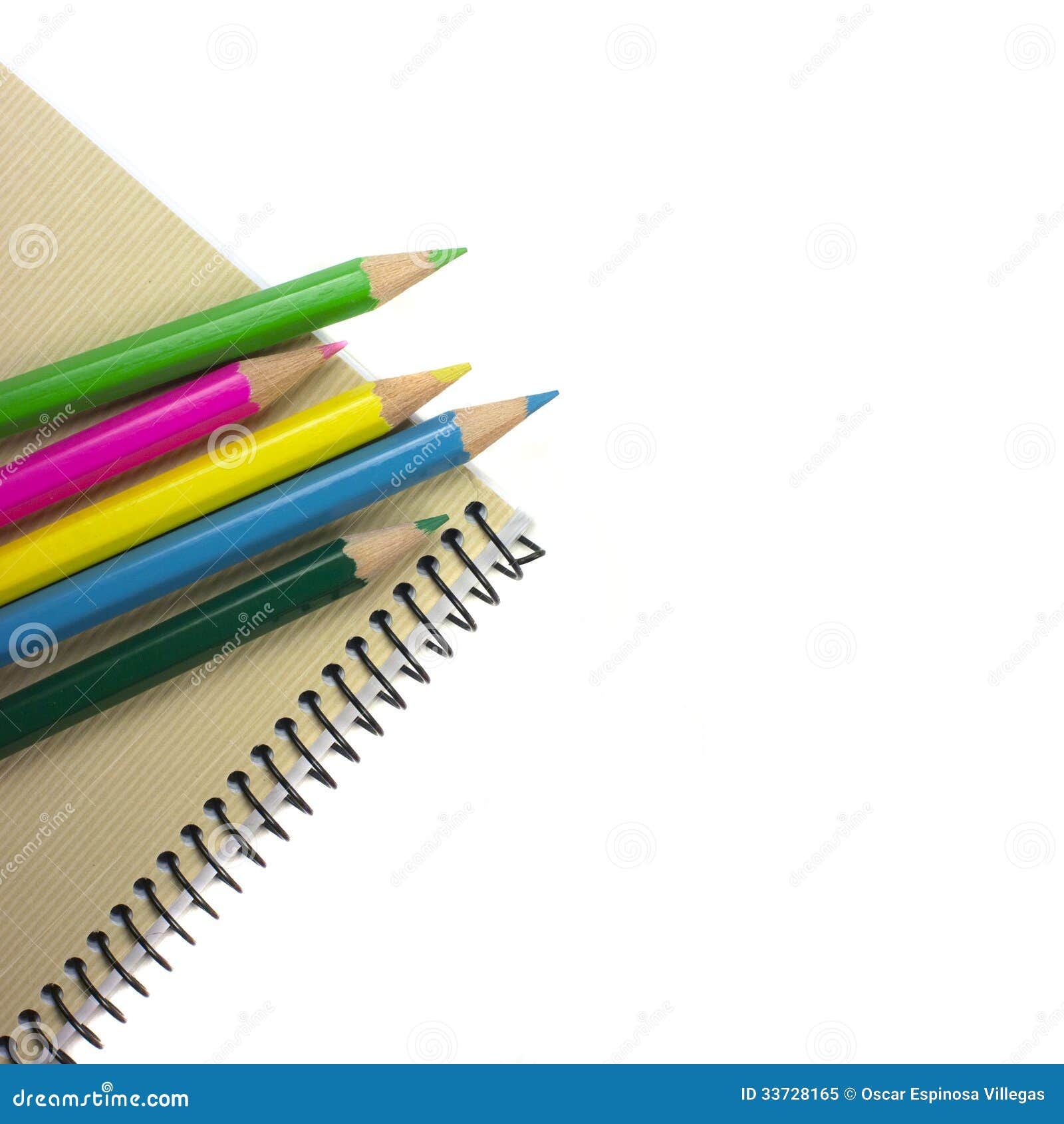Crayons. Bloc-notes. image stock. Image du vert, créateur - 33728165