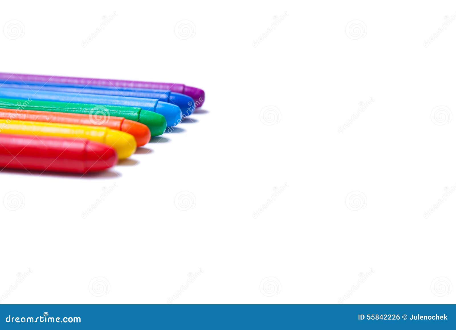 Crayons Lined Up in Rainbow Stock Photo - Image of colors, paint: 55842226