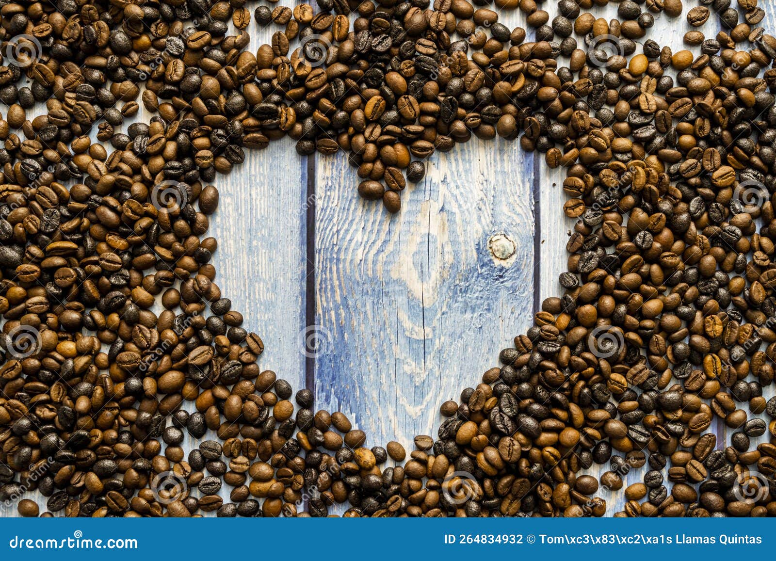 Crazy about Coffee. Image of Grains in Love with Coffee Background ...