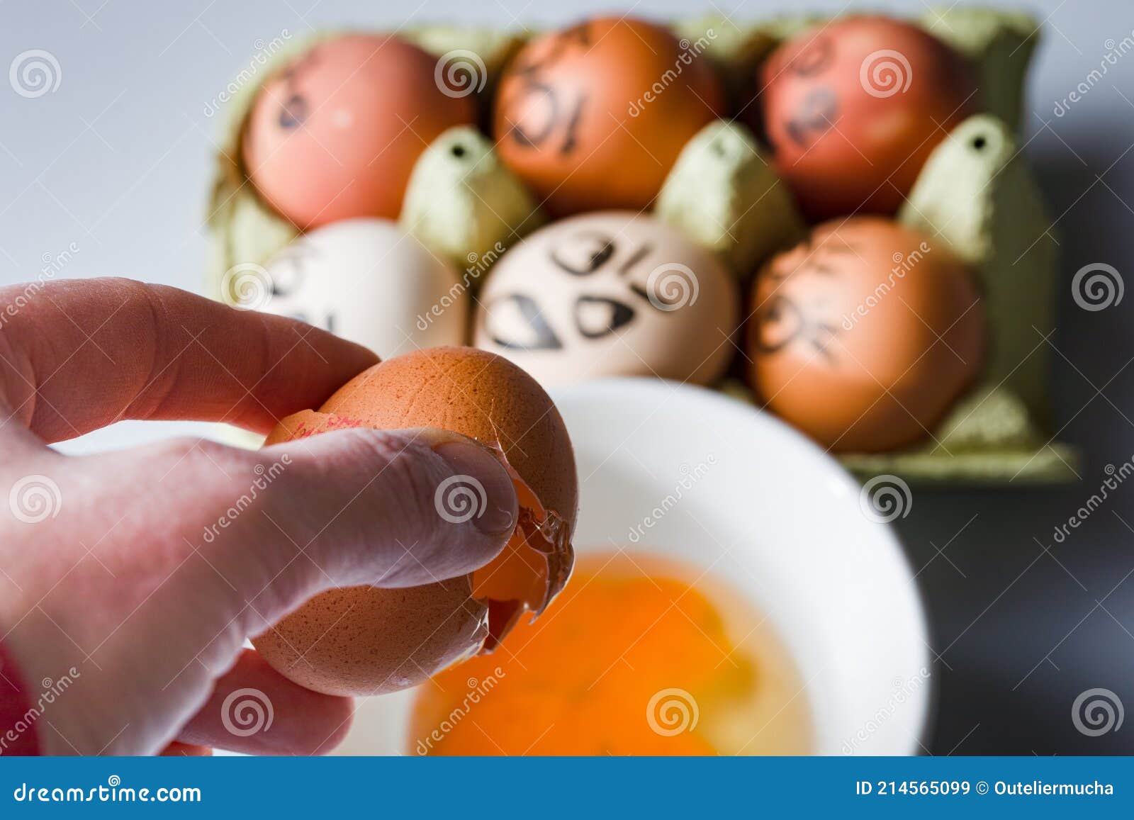 Crazy Eggs Terrified, Scared Faces Staring from Egg Tray at Broken Egg ...