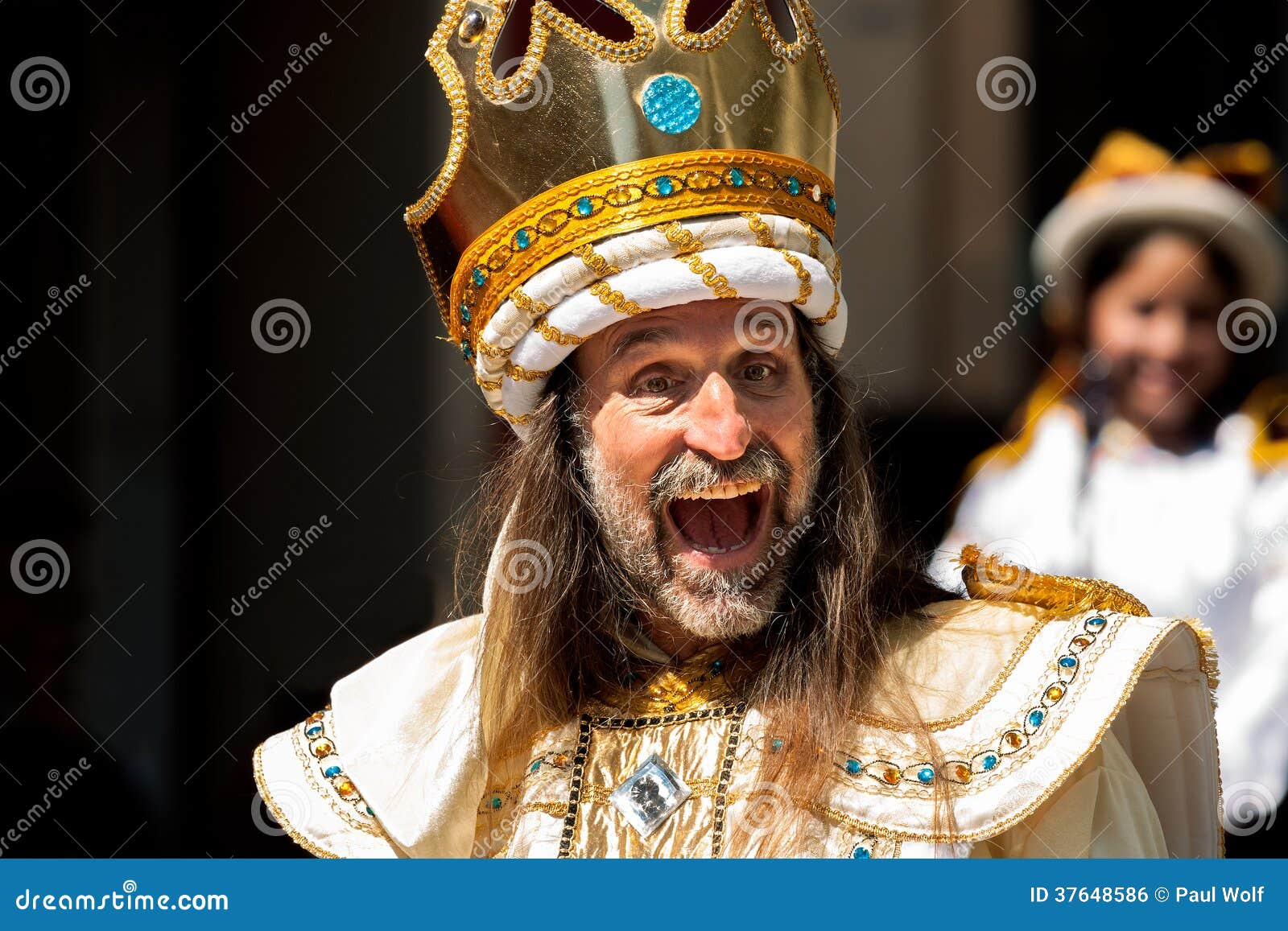 Crazy King editorial photo. Image of latin, niaplusmn - 37648586