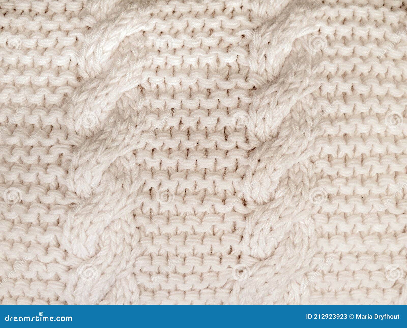 Cream Colored Cable Knit Pattern Stock Image - Image of knit, wool ...
